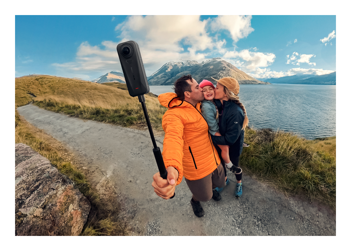 Black and Panasonic Lumix S Camera, Camcorder & Drone Deals - Best Buy