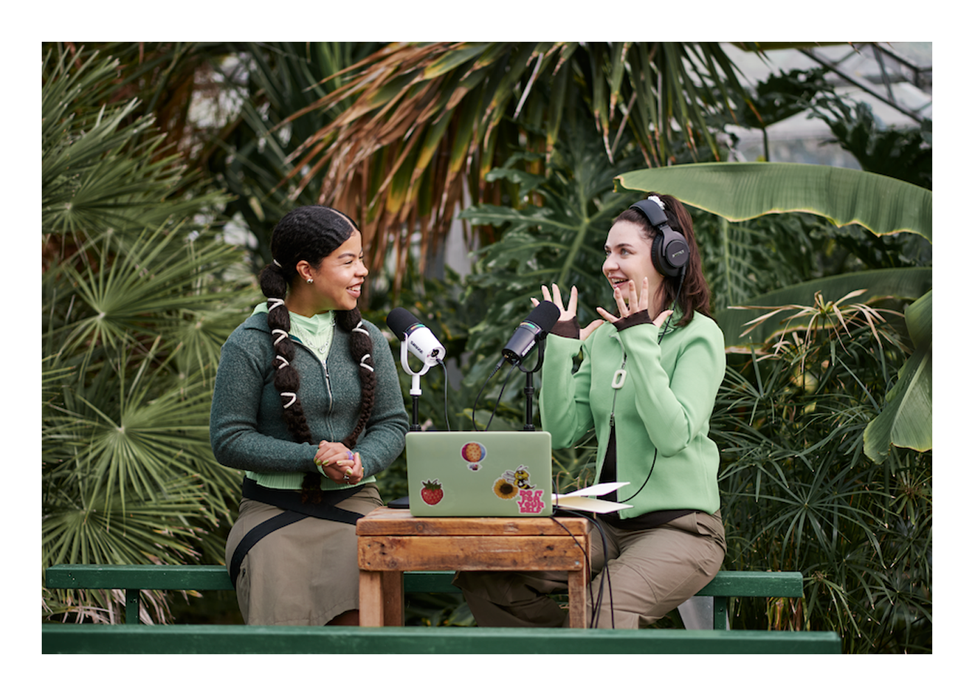 Labor Day Deal and f/0 Camera, Camcorder & Drone Deals - Best Buy