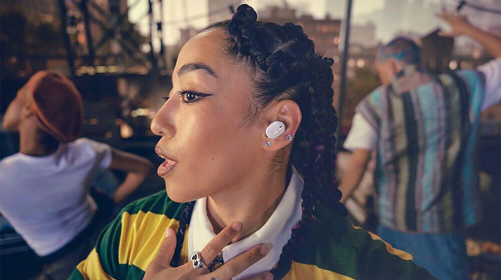 Siri Headphones Deals - Best Buy