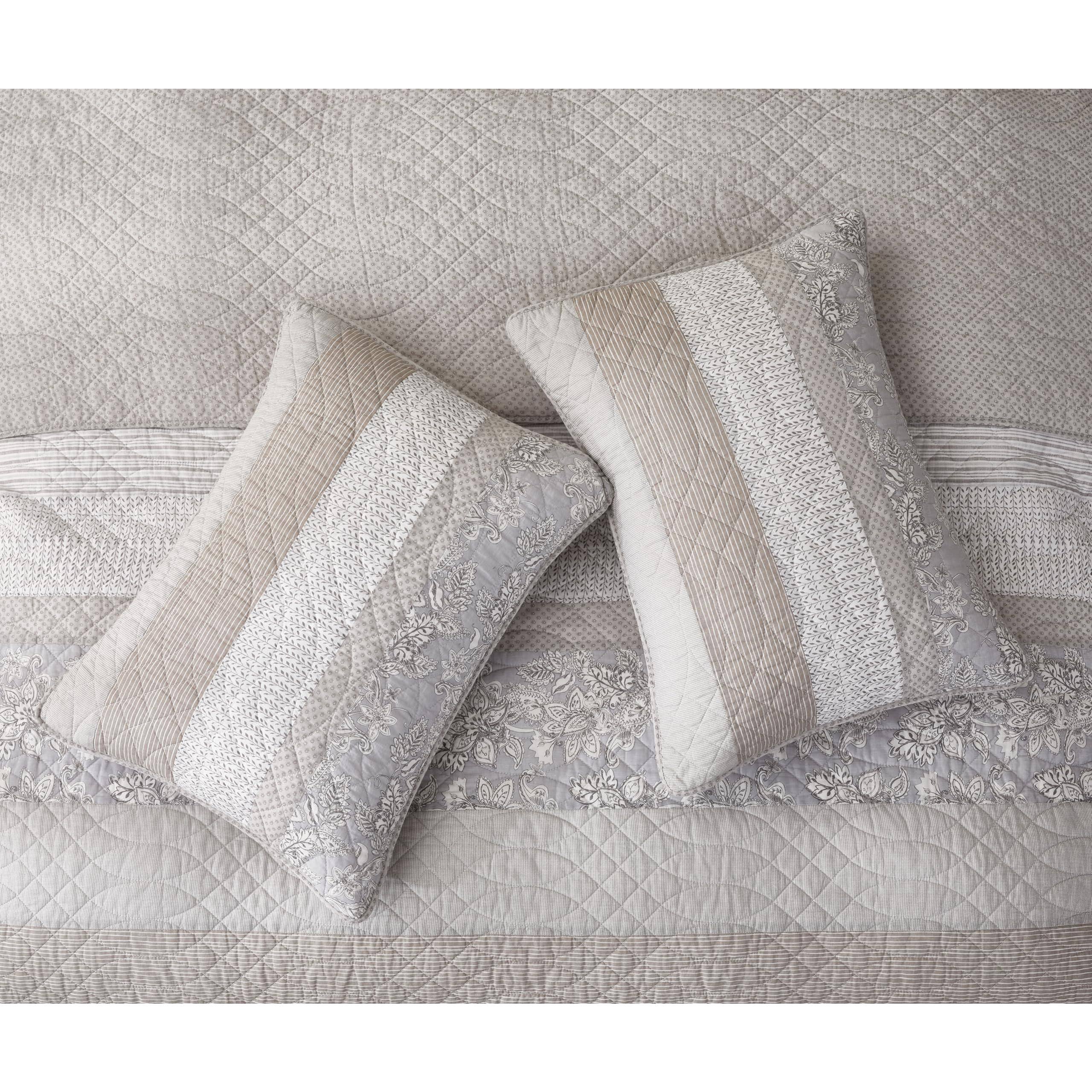 Reds Spade Robyn Neutral Floral Hibiscus Flower Patchwork Striped Quilt ...