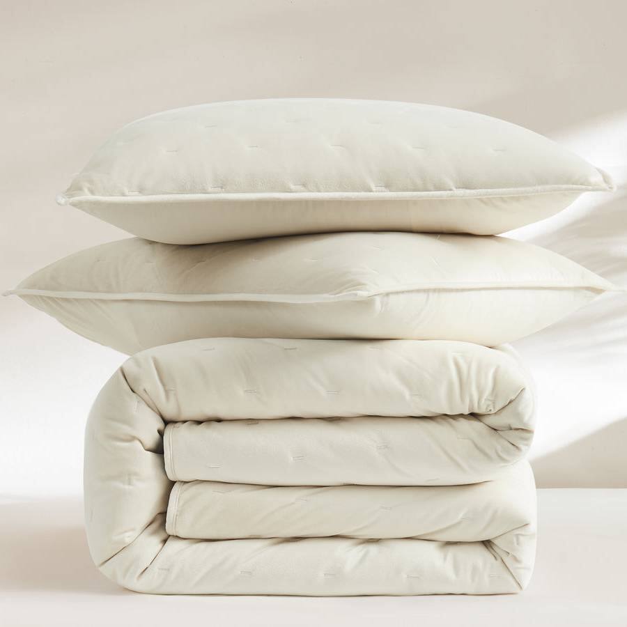 Hivvago Full / Queen 3 Piece Velvet Embroidered Super Soft Quilt Set ...