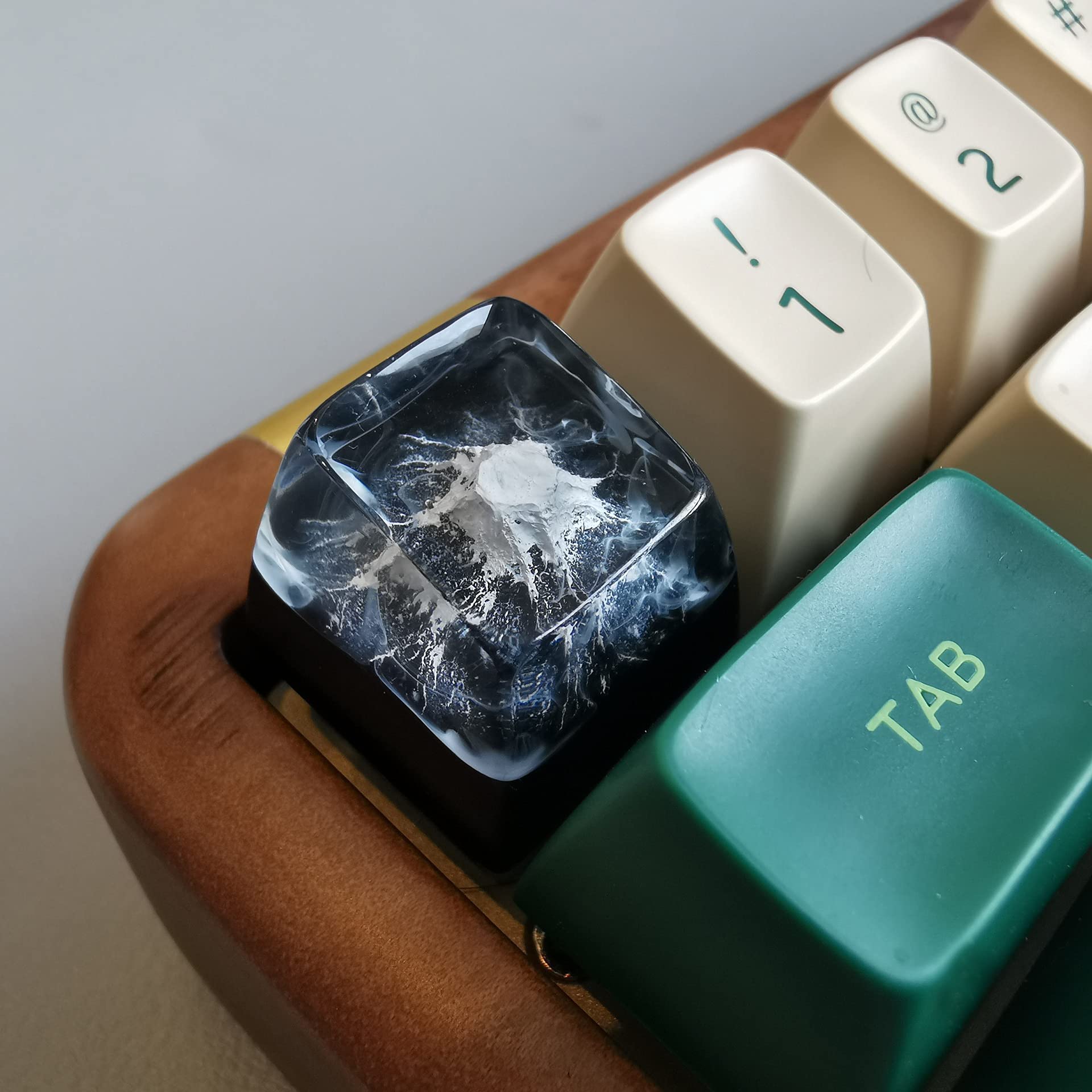 Earthley Blooms Transparent Keycap Fog Style Mountain For Mx Mechanical ...