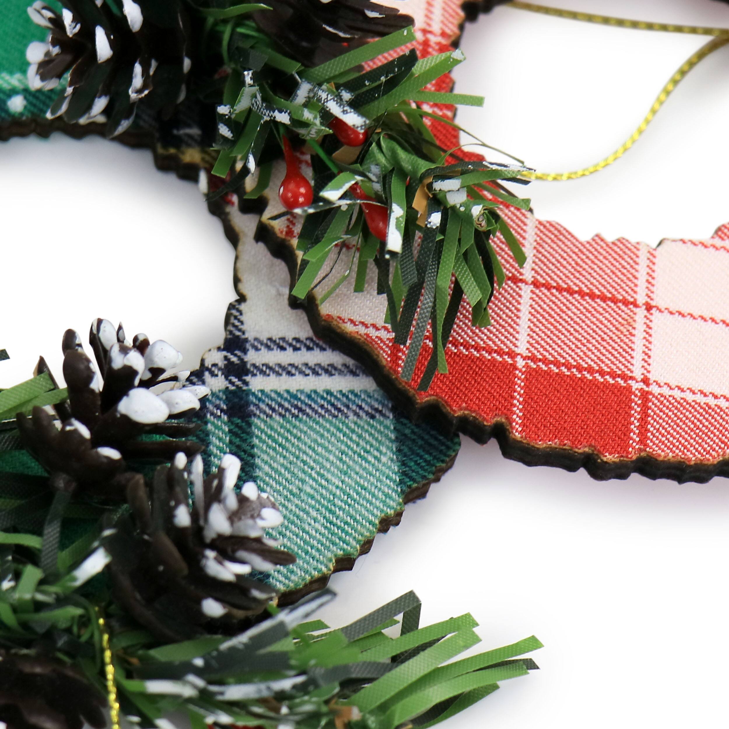 Martha Stewart Holiday Wreath Ornament 4 Piece Set in Red and Green Red ...
