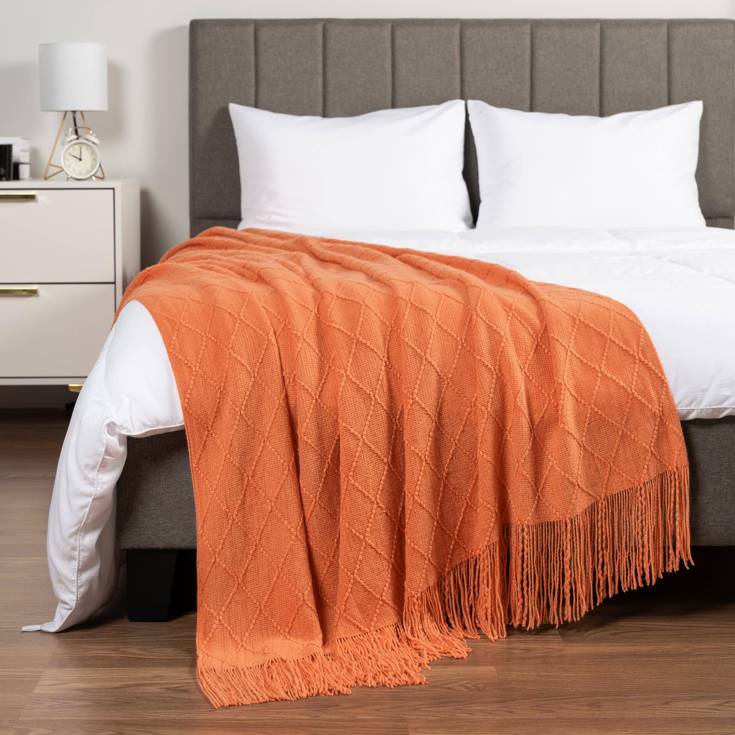 Paradigms Interiors Coral Knit Throw Blanket For Couch Bed Soft Knitted ...