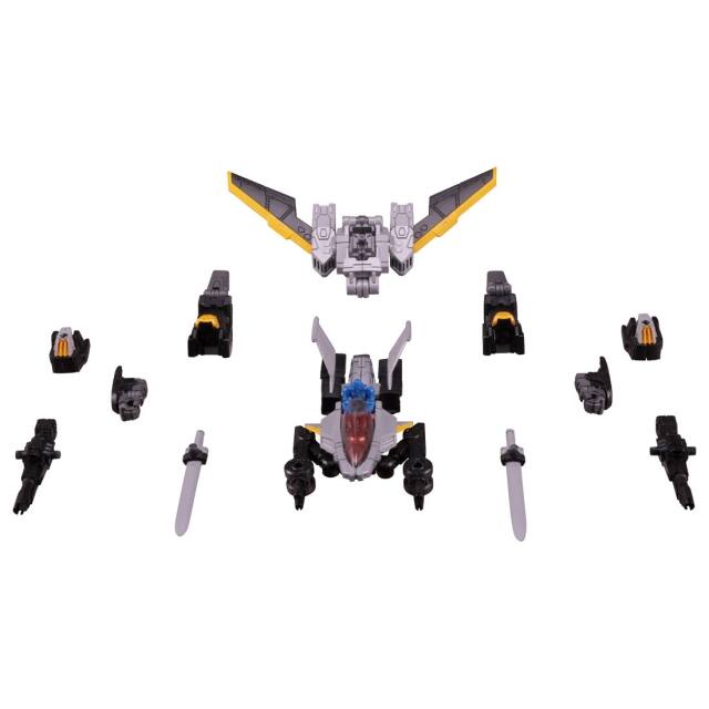 Transformers DA 32 Maneuver Sky Jacket | Diaclone Reboot - Best Buy