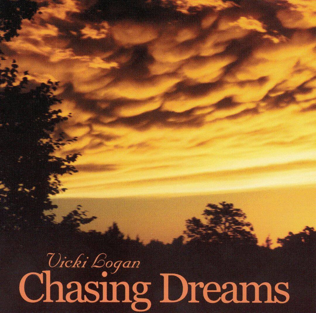 Best Buy: Chasing Dreams [CD]