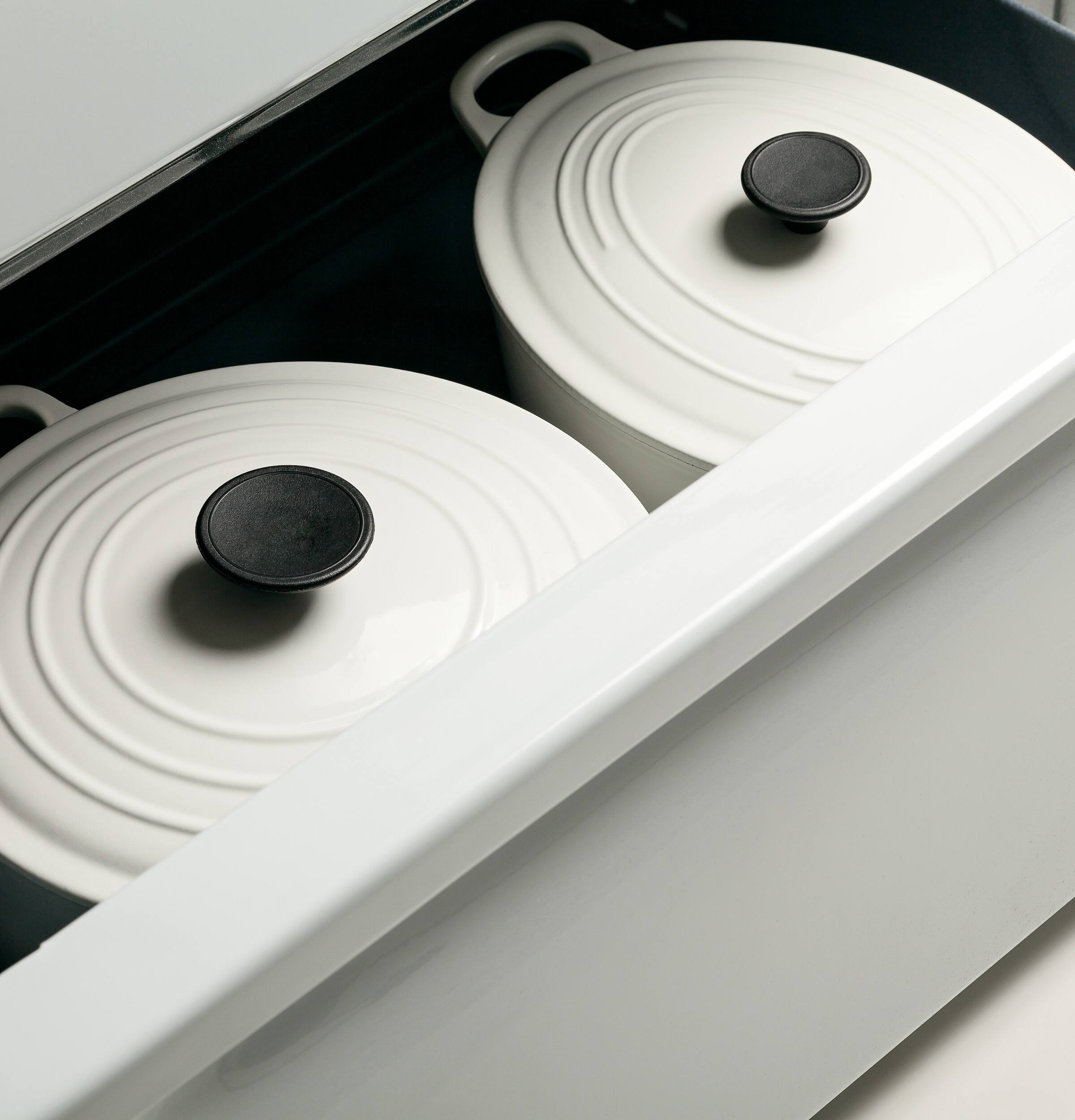 Best Buy: GE 5.0 Cu. Ft. Freestanding Electric Range White-on-White ...