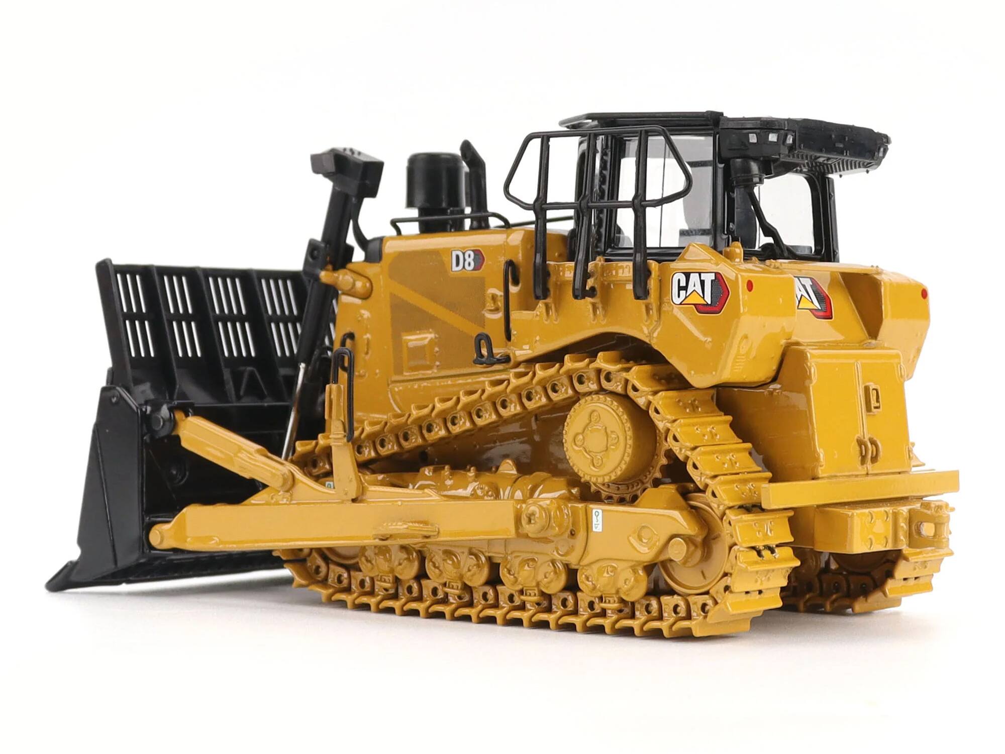 Diecast Masters CAT Caterpillar D8 Track Type Dozer (Waste Handler ...