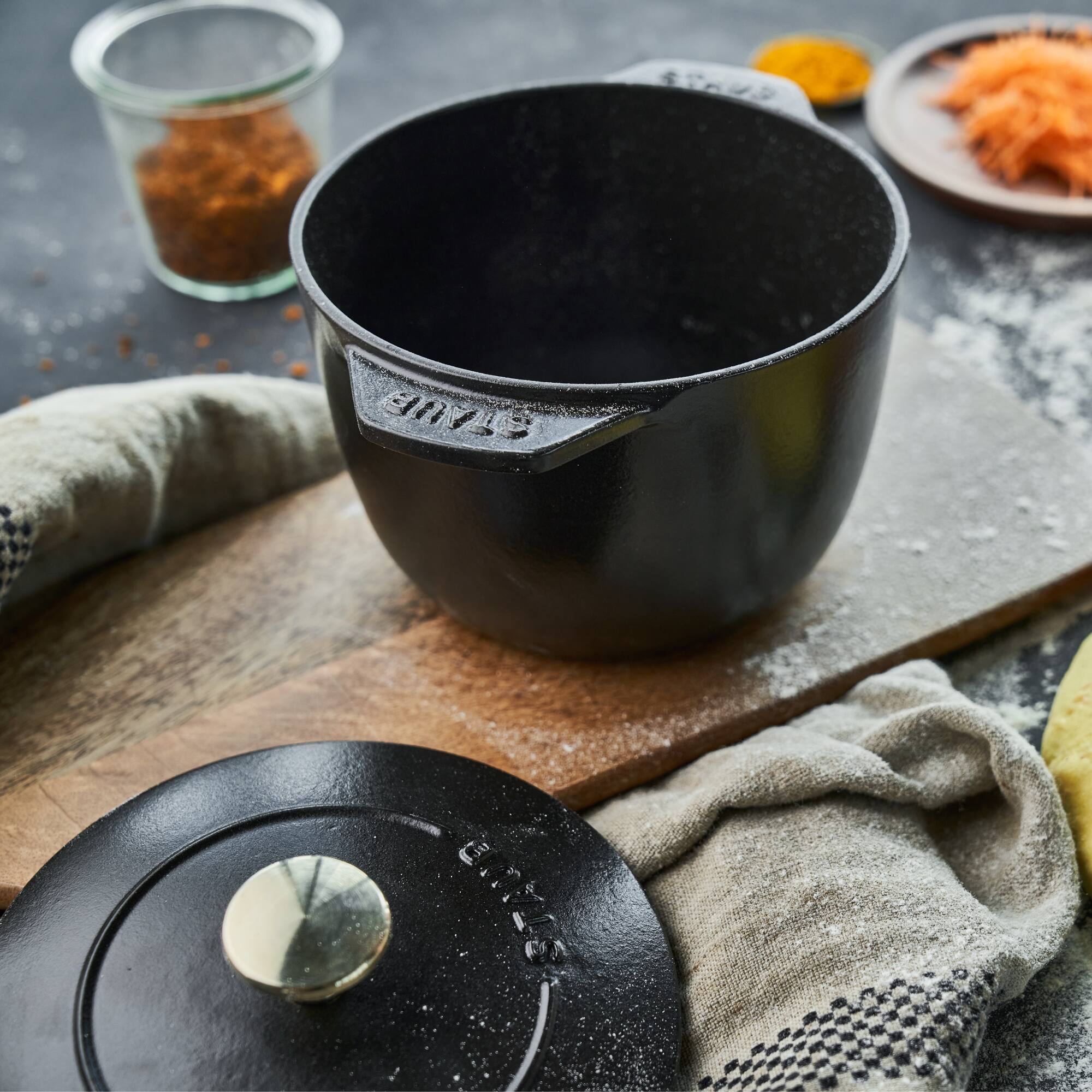 Staub Cast Iron Petite French Oven, Dutch Oven, 1.5 quart, serves 2 ...