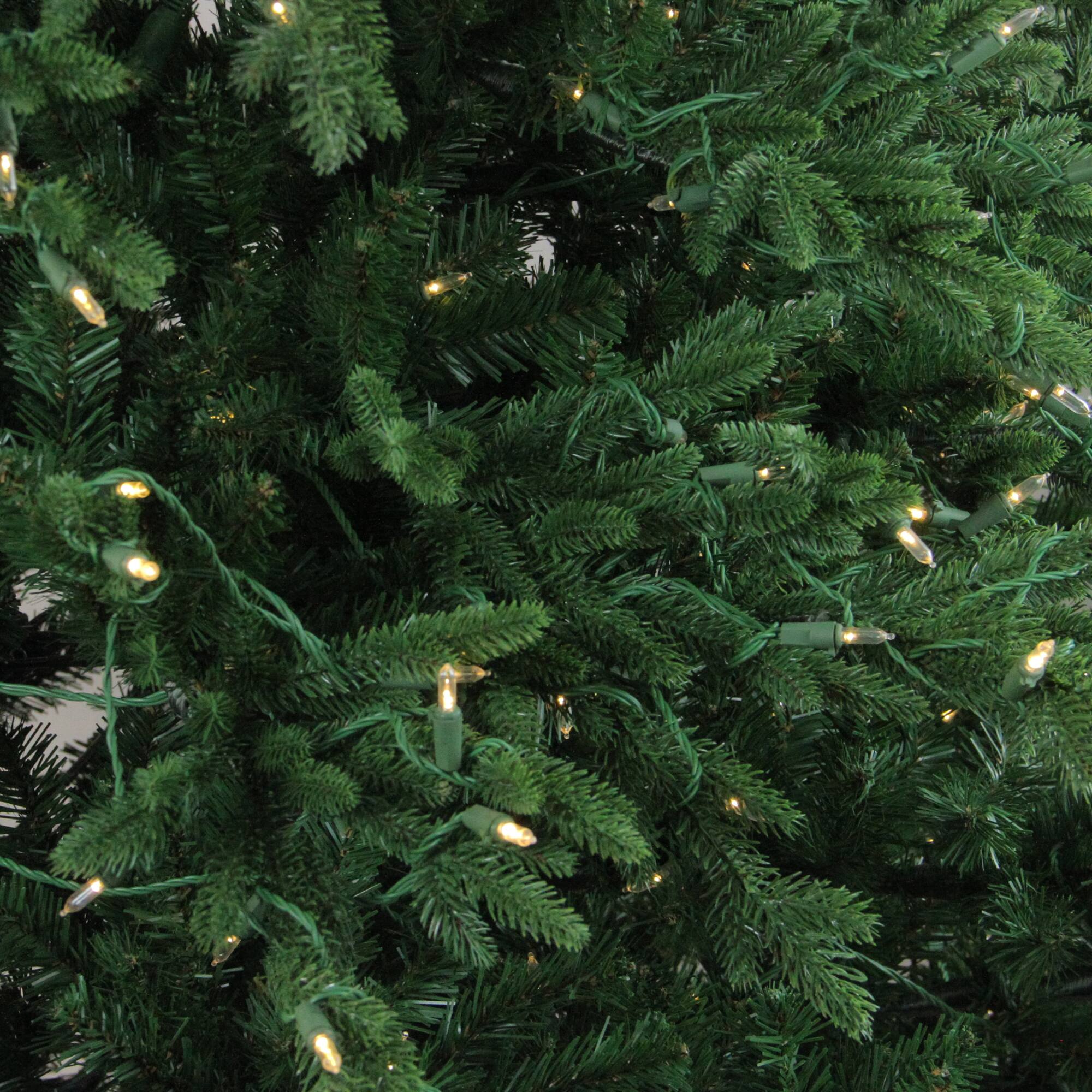 Northlight Real Touch™️ Pre Lit Medium Minnesota Balsam Fir Artificial ...
