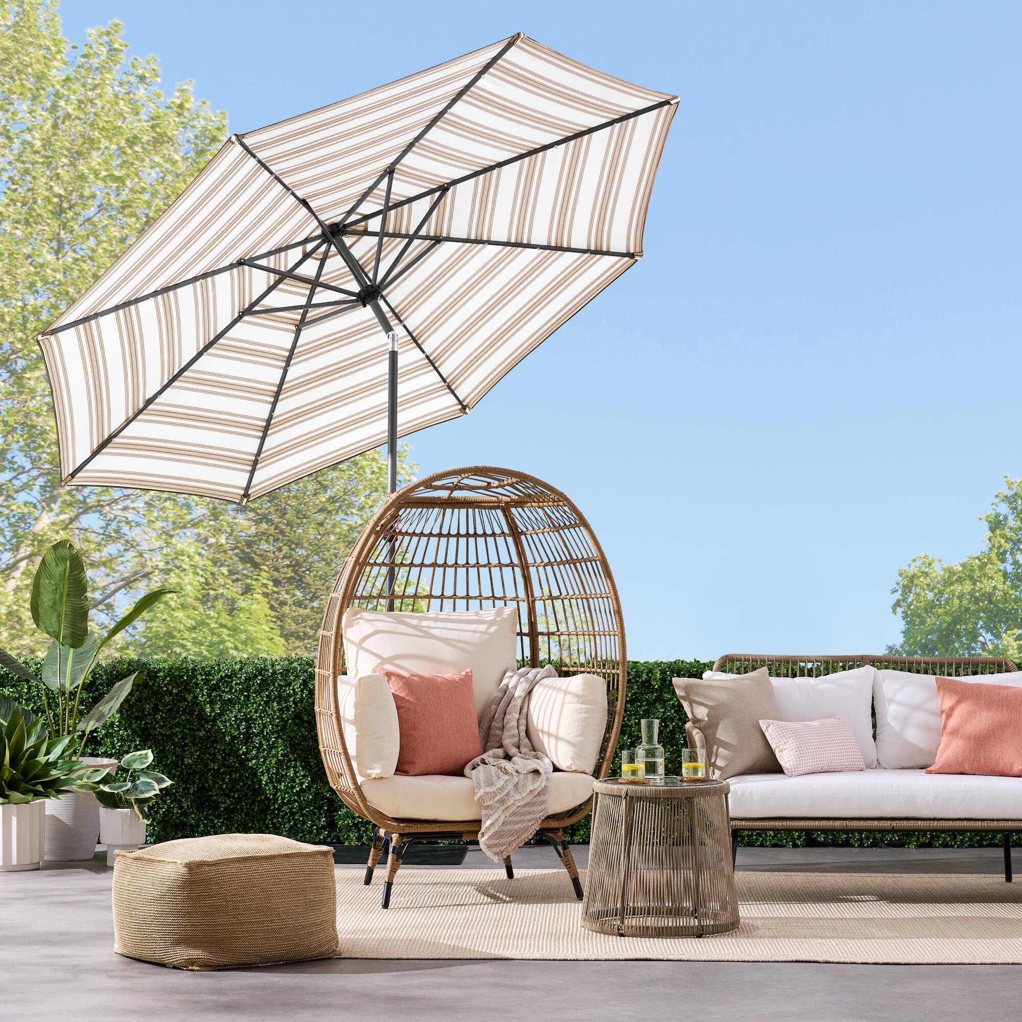 Best Choice Products 10ft Solar LED Lighted Patio Umbrella w/ Tilt ...
