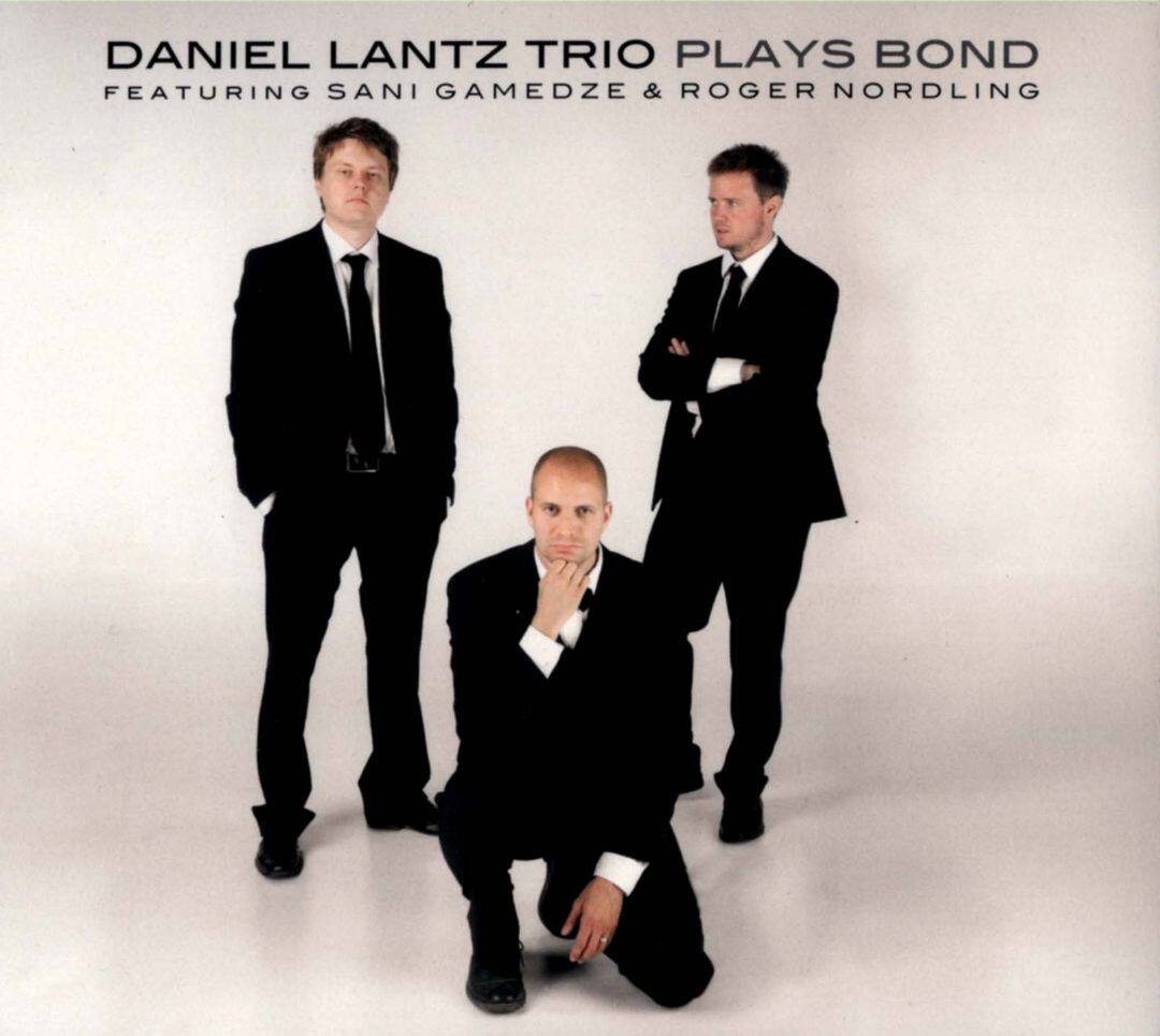 Best Buy: Plays Bond [CD]