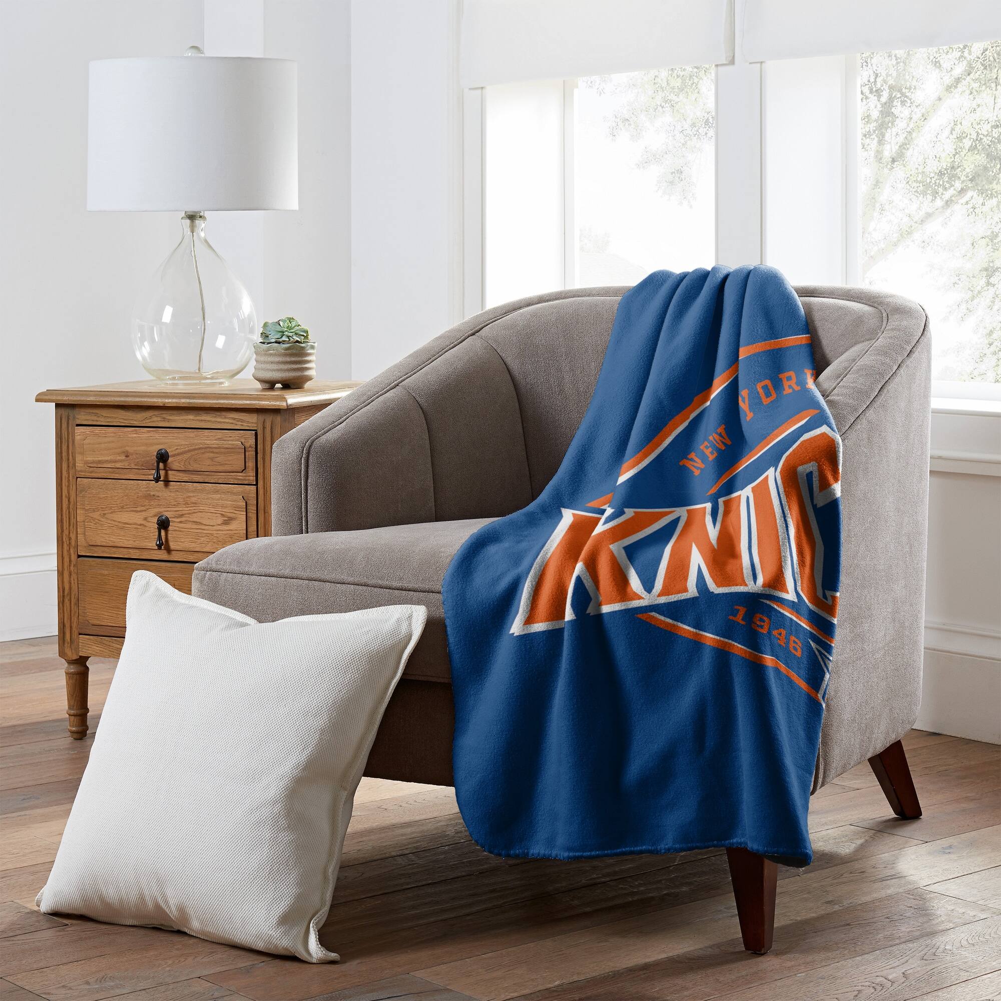 Northwest New York Knicks 50" x 60" Campaign Fleece Throw Blue ...