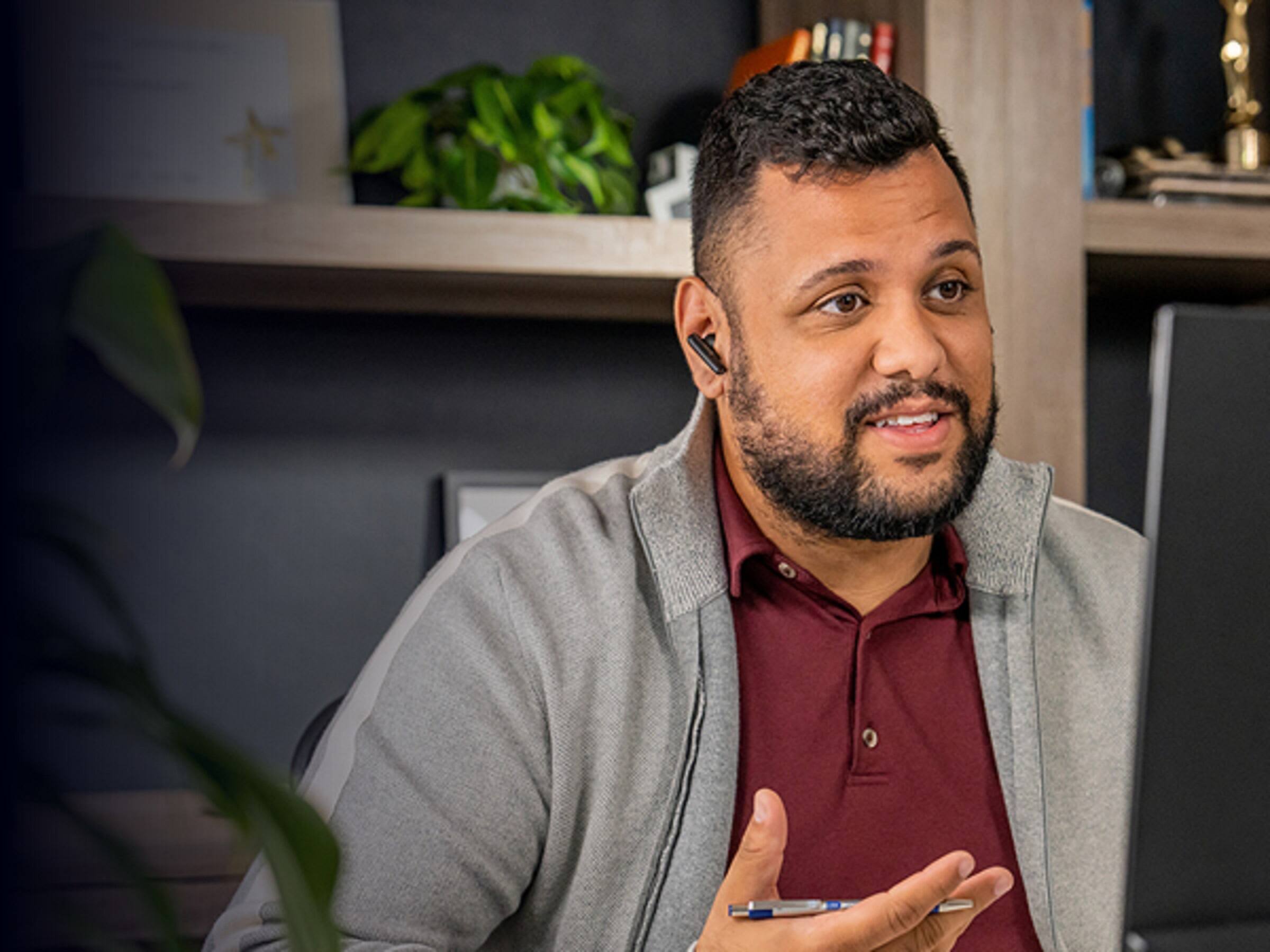 Customer Reviews: Poly Voyager Free 60 True Wireless Earbuds with ...