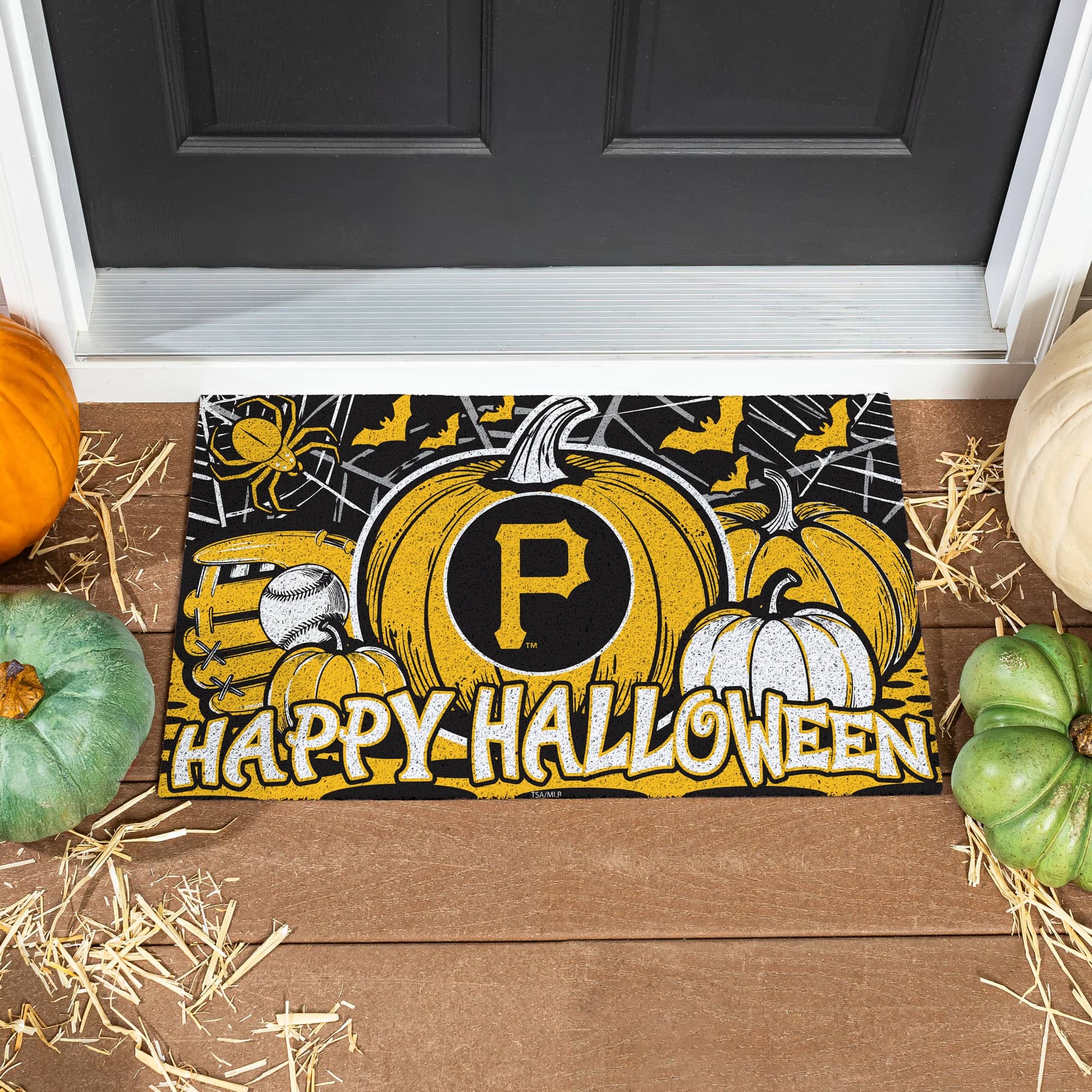 Evergreen Enterprises - Pittsburgh Pirates 28" x 16" Happy Halloween ...