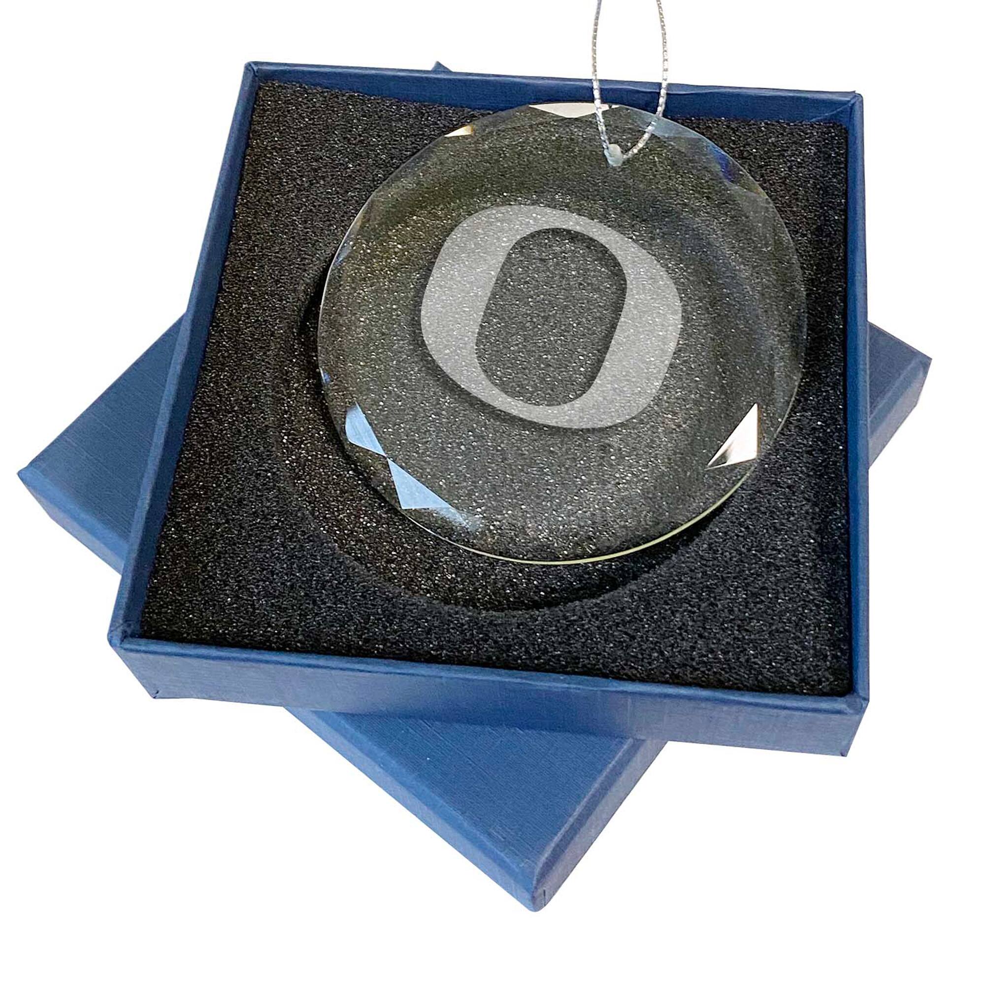 The Memory Company Oregon Ducks 3.25'' Laser Engraved Glass Ornament ...