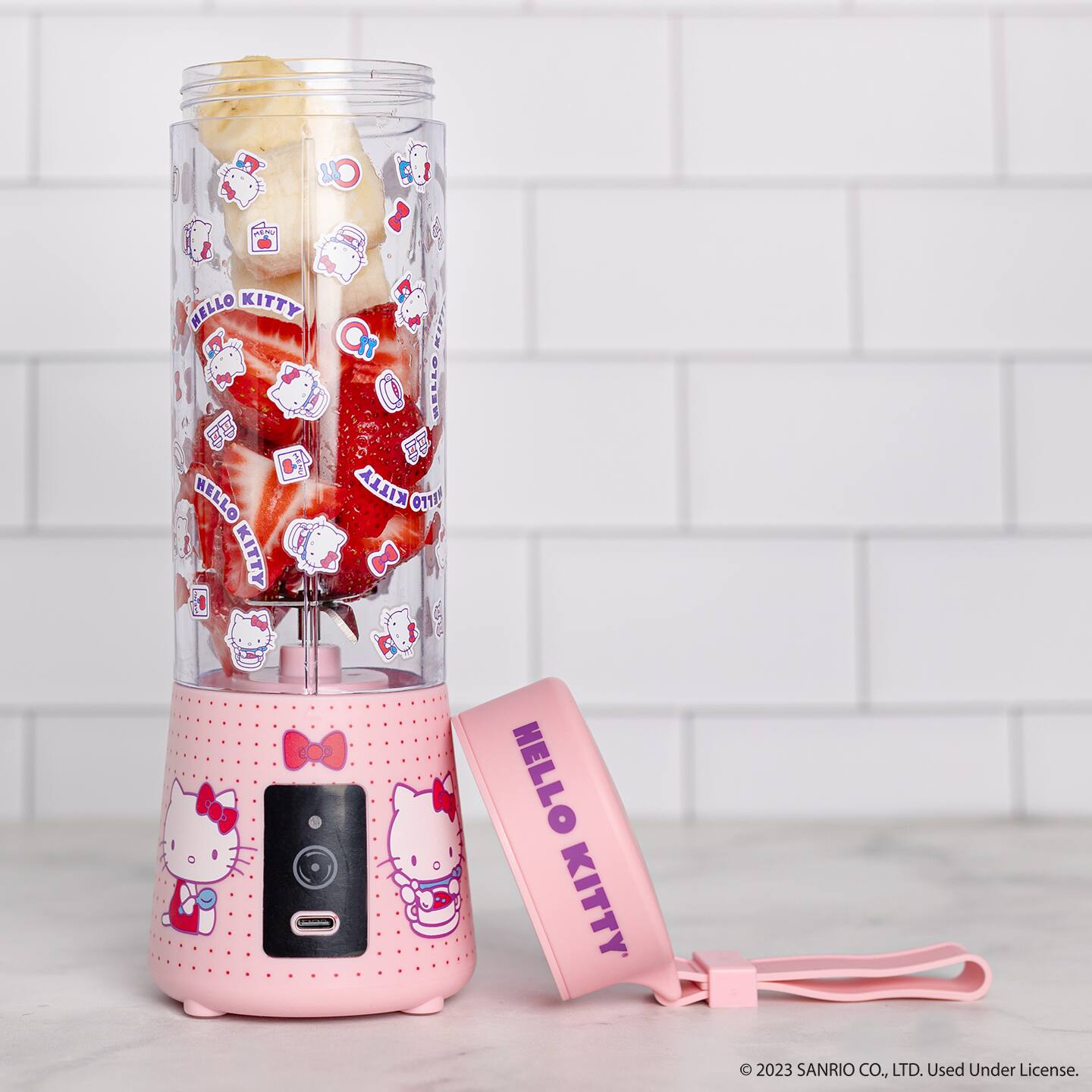 Customer Reviews: Uncanny Brands Hello Kitty USB-Rechargeable Portable Blender Pink RB1-KIT-HK1 ...