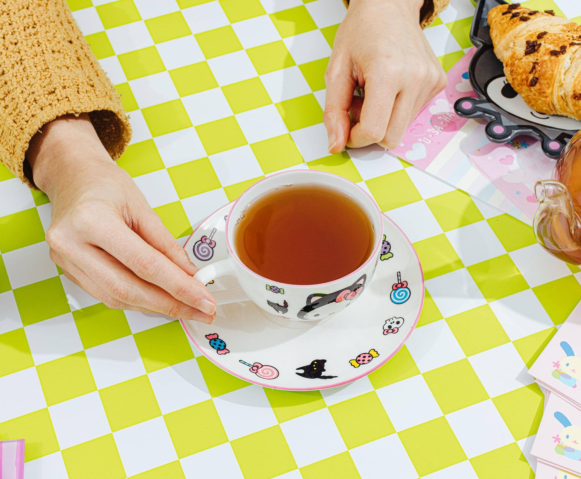 Silver Buffalo Sanrio Hello Kitty Cat Bone China Teacup and Saucer Set ...