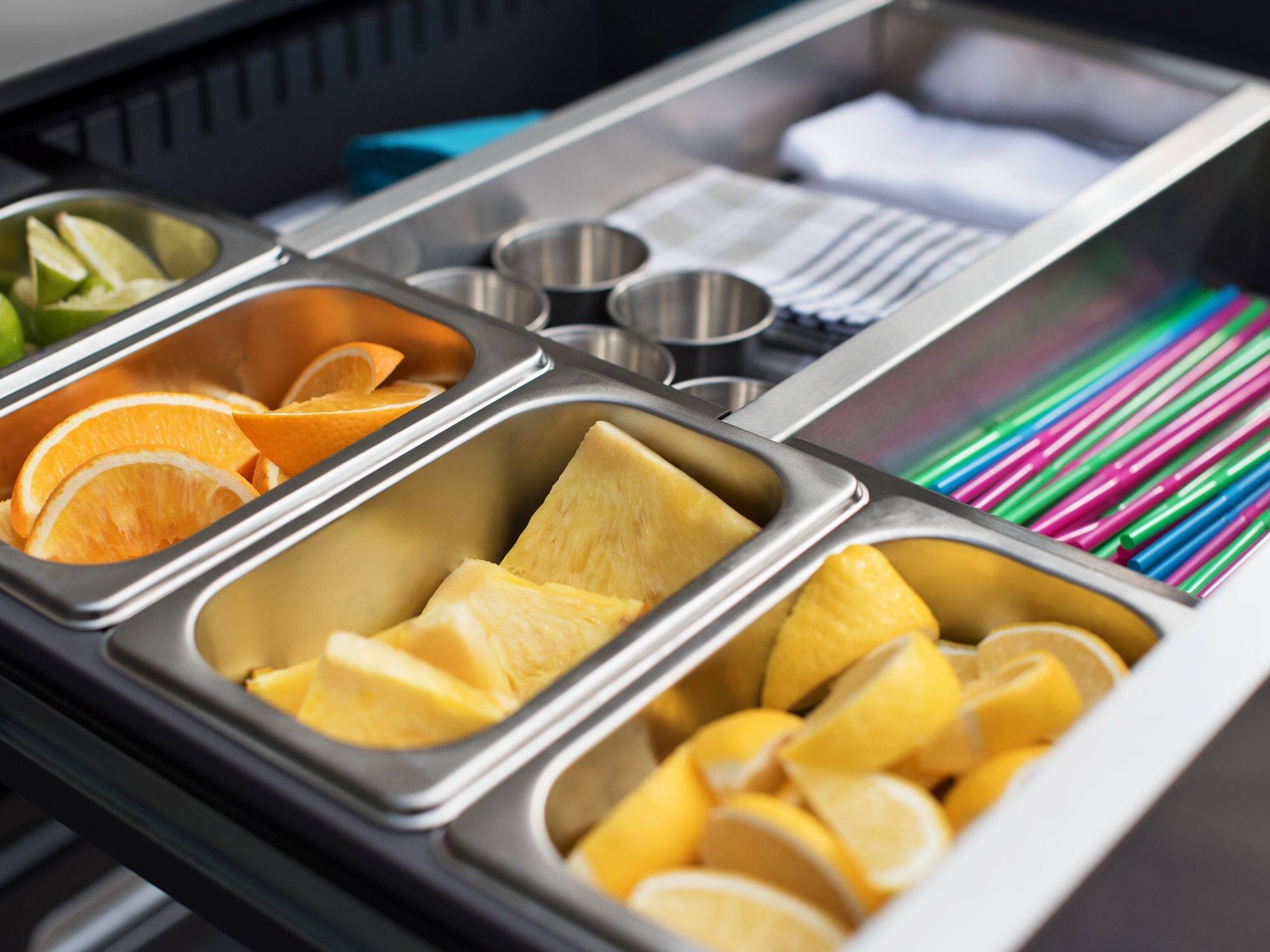 NewAge Products Outdoor Kitchen Aluminum 6 Piece Cabinet Set with Sink ...