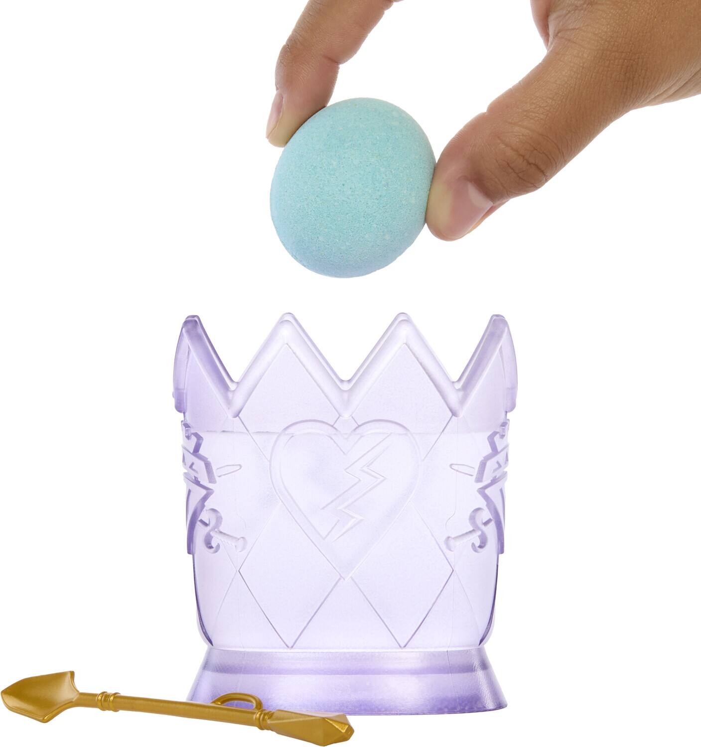 Mattel Disney Descendants: The Rise of Red, The Sorcerer's Cookbook ...