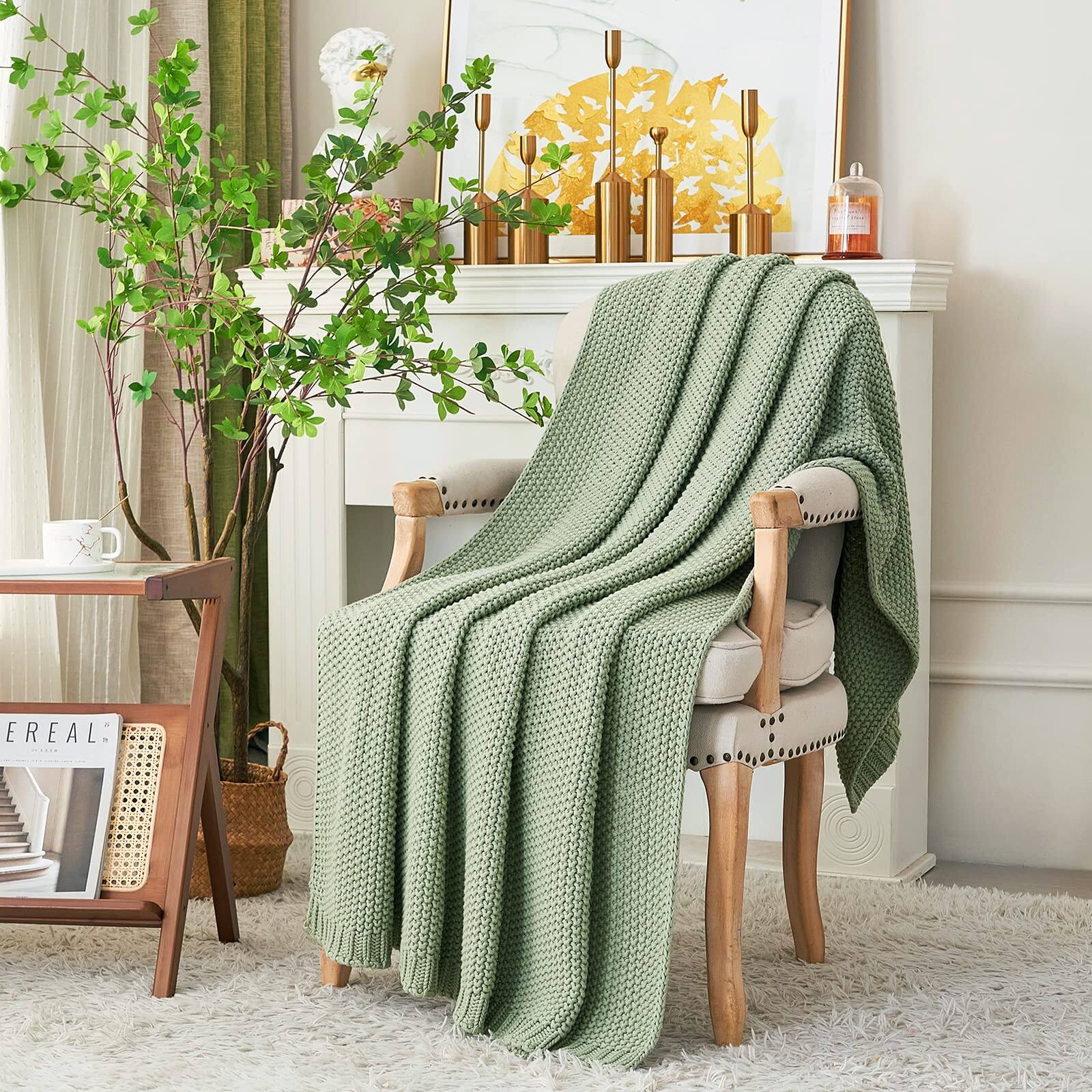 Paradigms Interiors Chunky Cable Knit Throw Blanket Lightweight Light ...