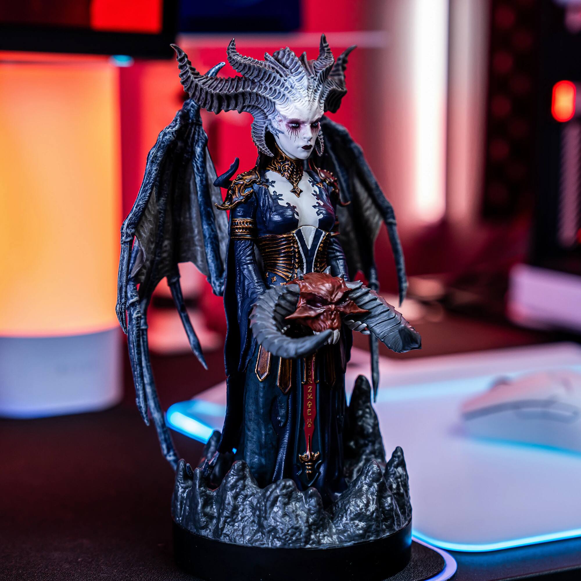 Best Buy: Cable Guys by Exquisite Gaming Exquisite Gaming: Diablo ...