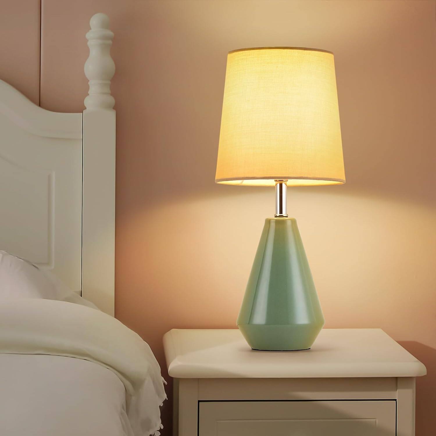 Stamp n Camp Bedside Table Lamp for Bedroom Reading Desk Lamp with 3 ...