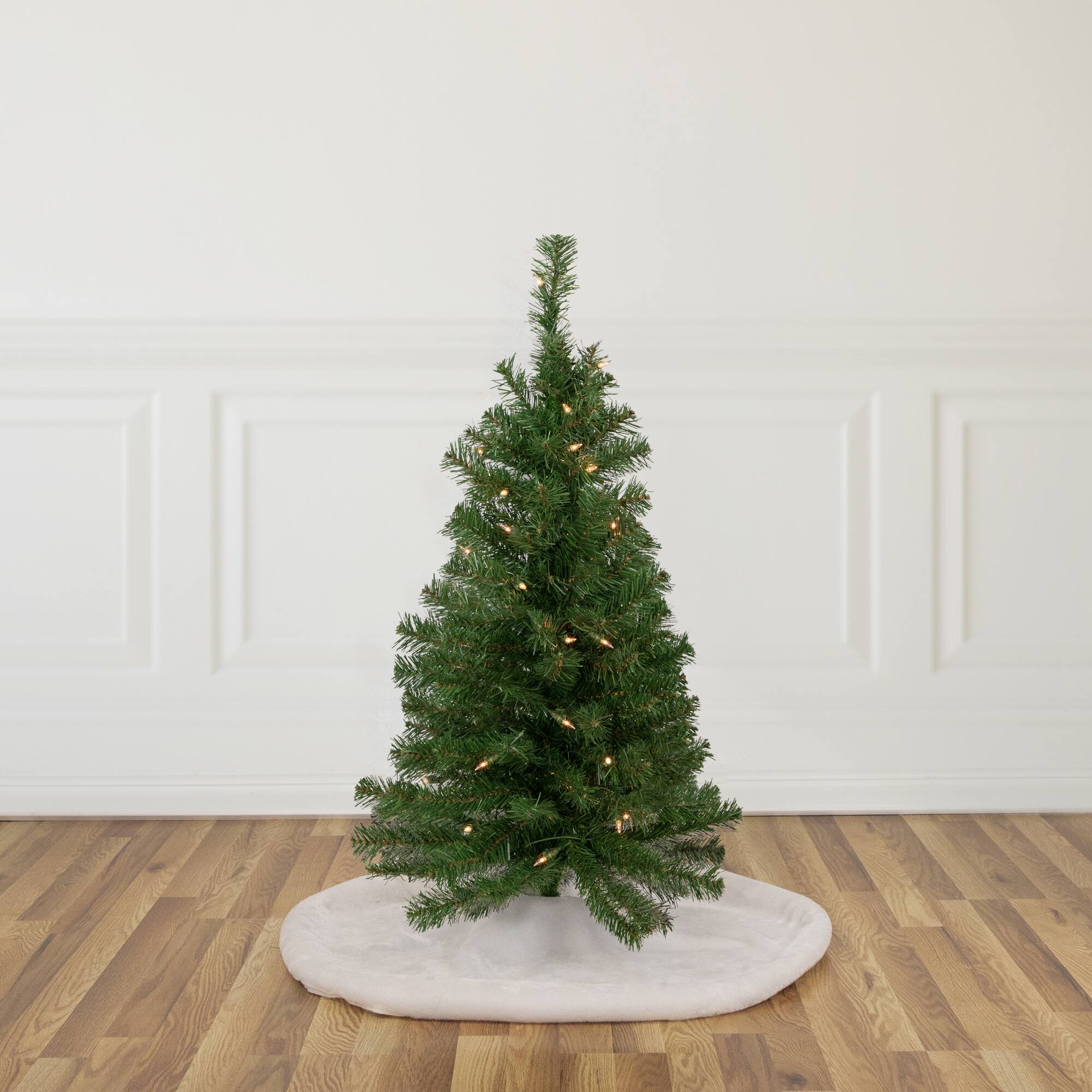 Northlight Pre Lit Medium Oakridge Noble Fir Artificial Christmas Tree ...