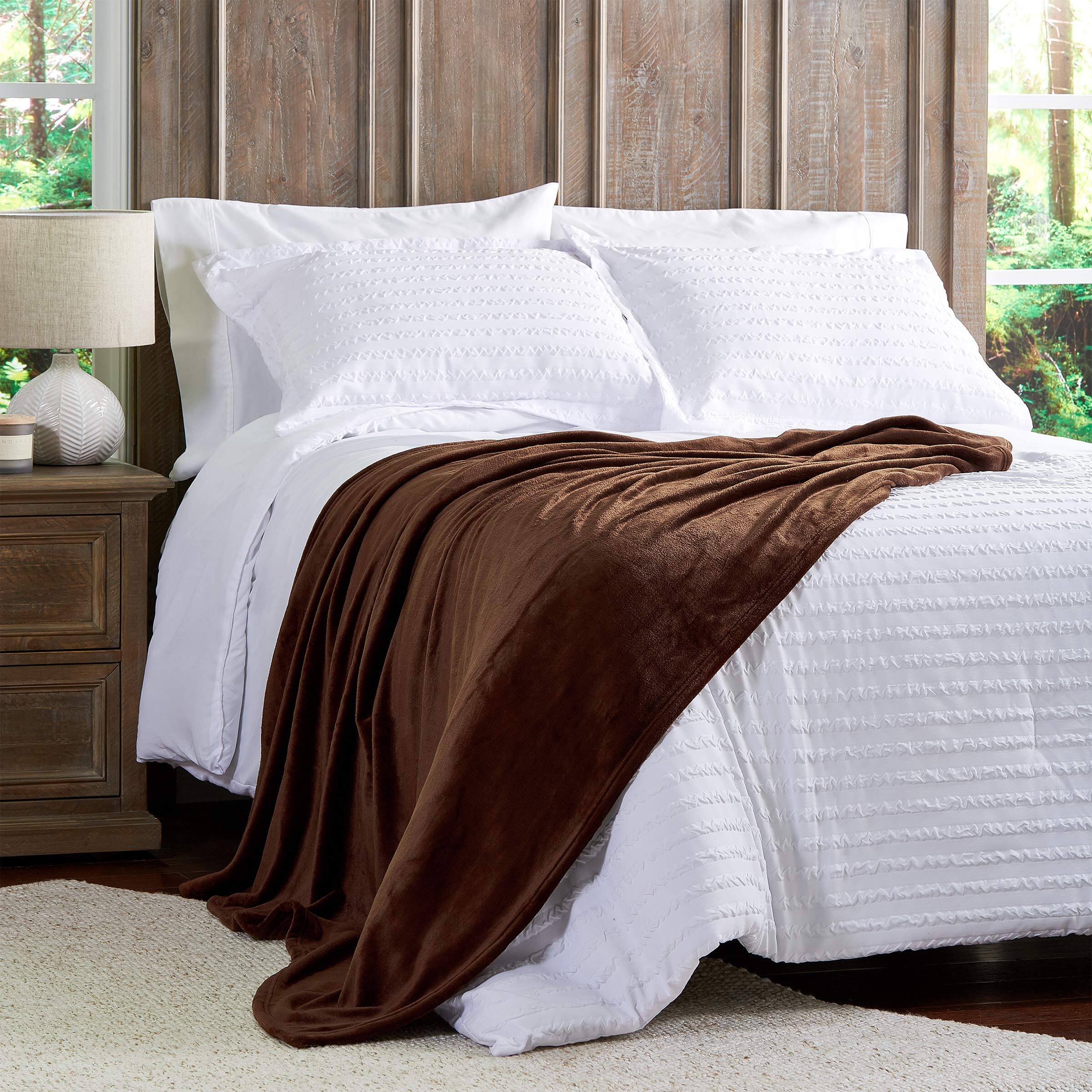 Pacoar Cade Bedford Home Throw Oversized Microfiber Solid Polyester ...