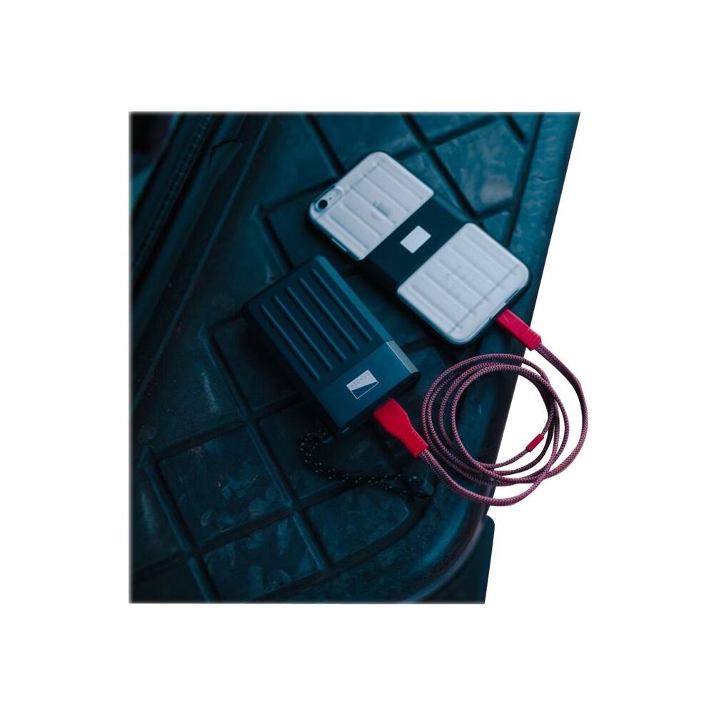 Best Buy: Lander Cascade Portable Charger Gray 252B0-00CAS-3C0
