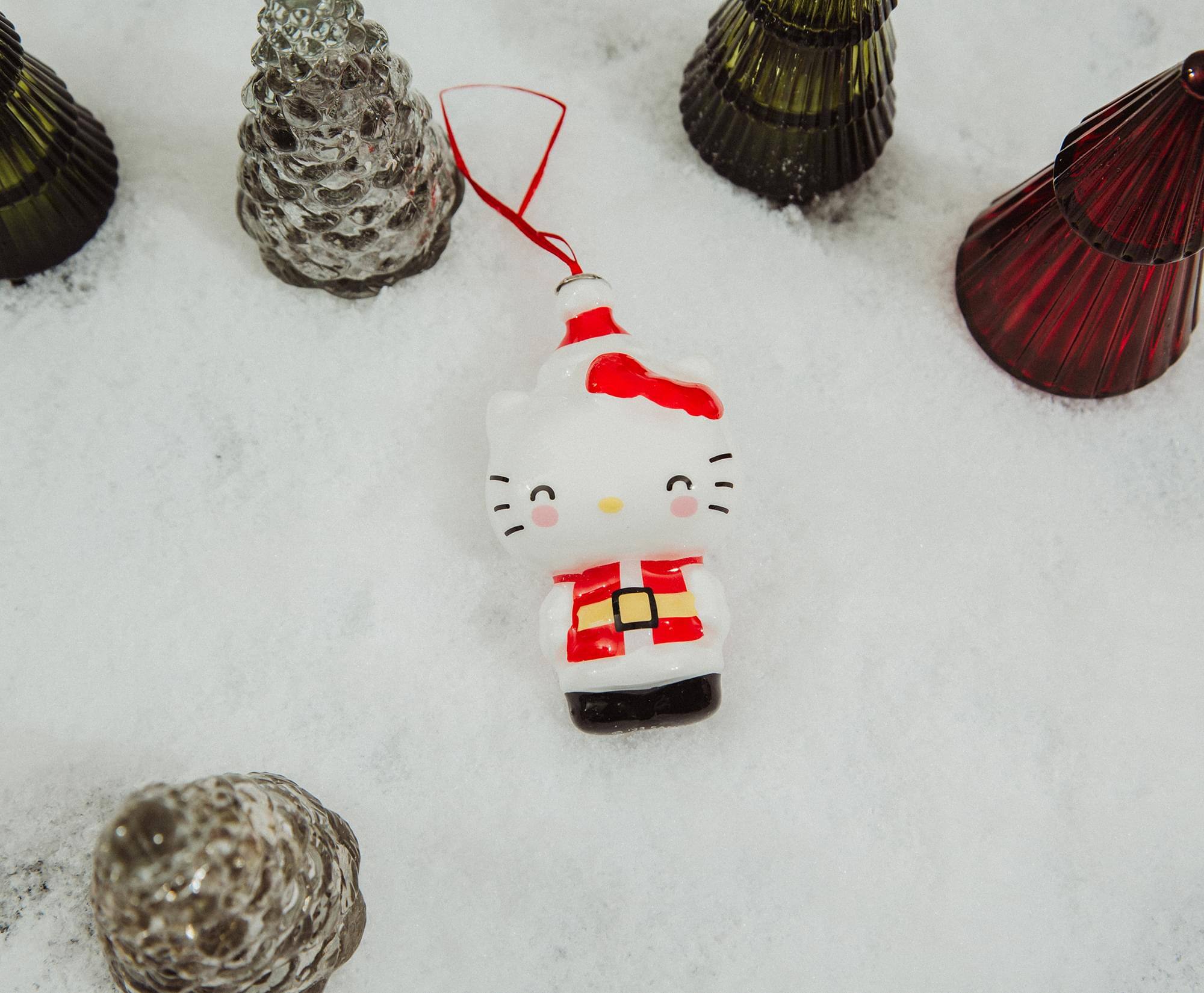 Surreal Entertainment Sanrio Hello Kitty Santa 4 Inch Shatterproof ...