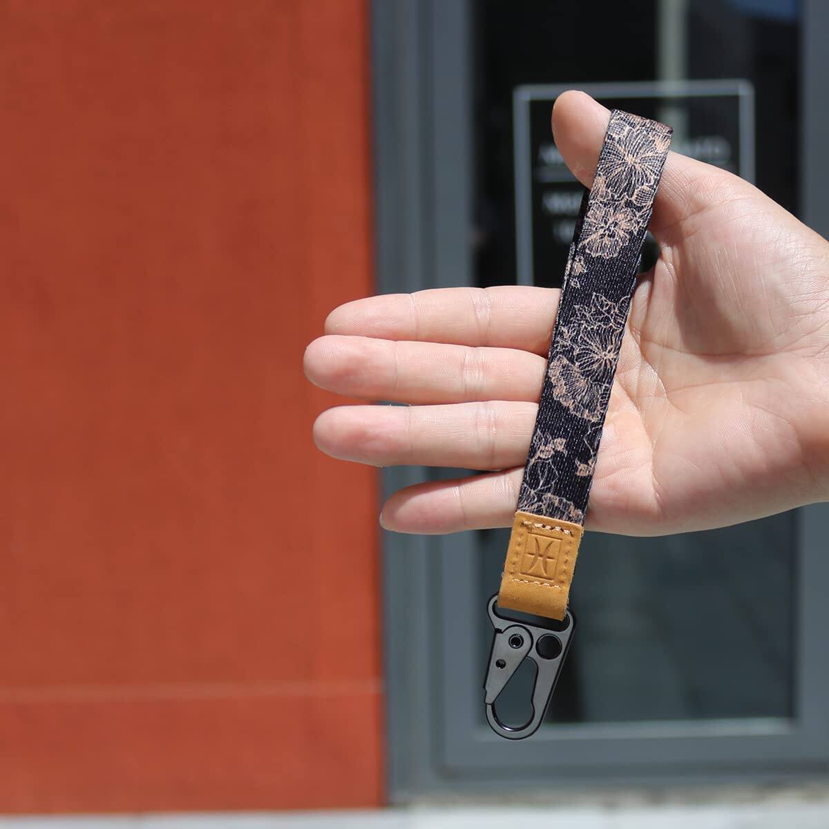Stylel Star Hand Wrist Lanyard For Key KeyChain Holder for Men & Women ...