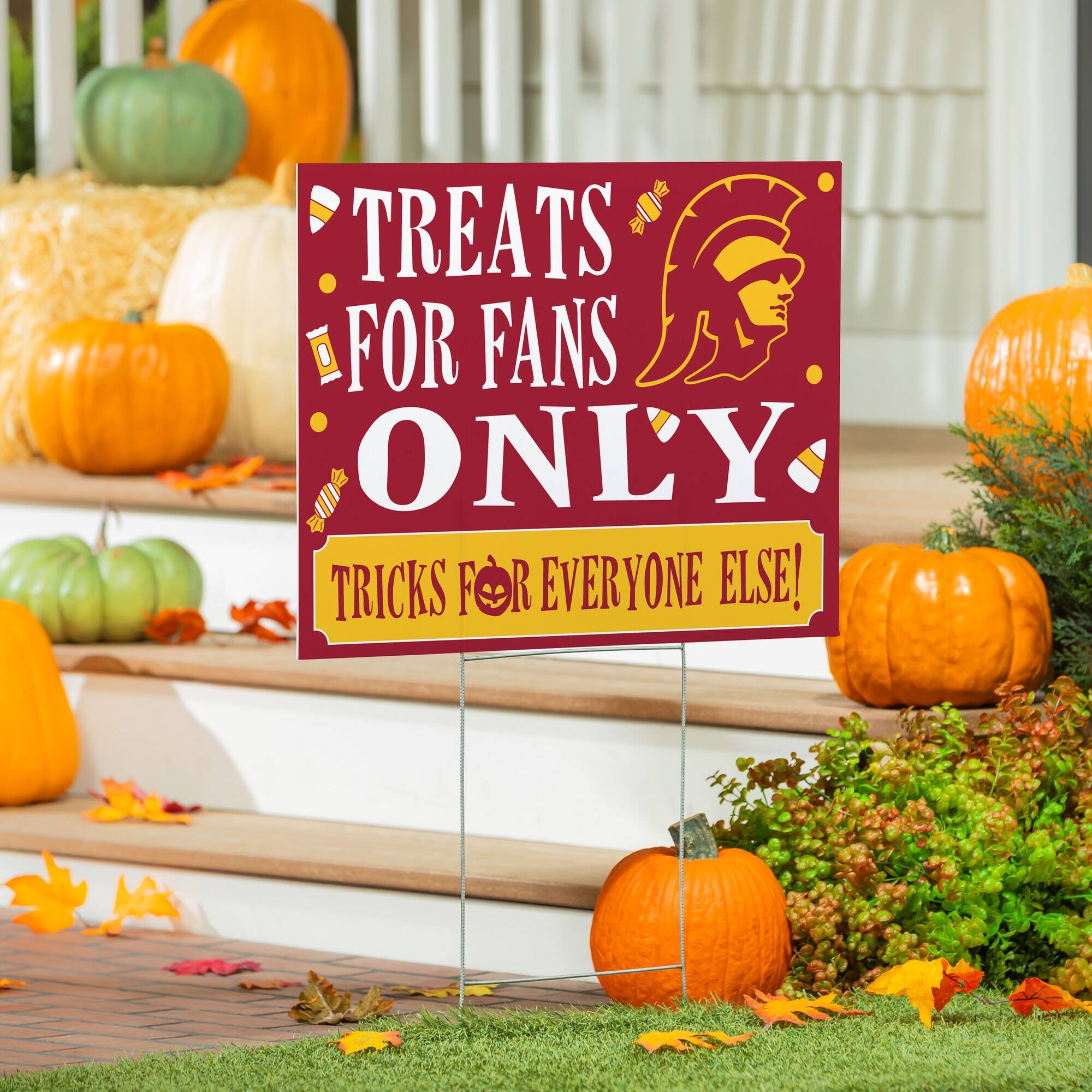 Evergreen Enterprises USC Trojans 18" x 24" Halloween Treats Outdoor ...