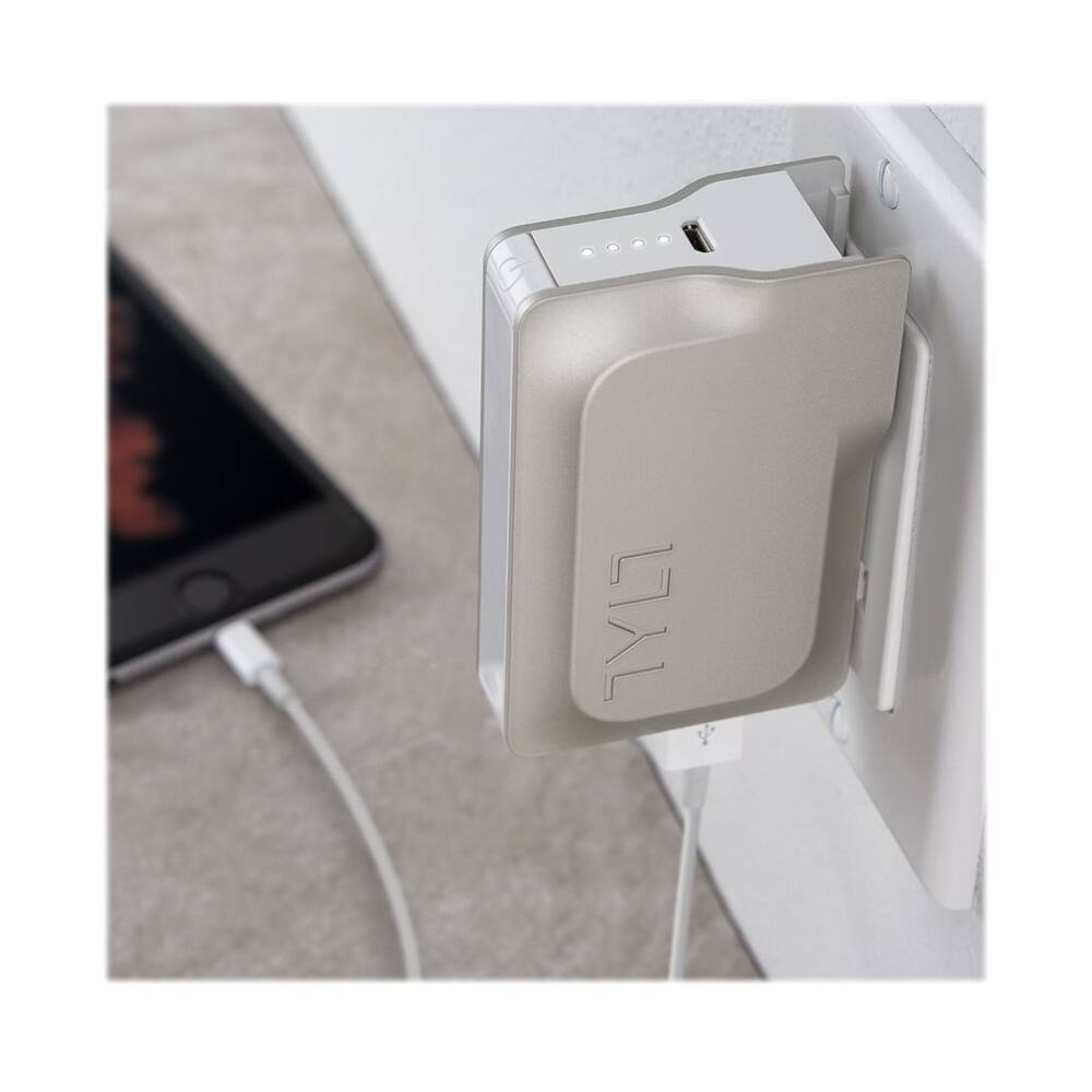 Best Buy: TYLT Smart Charger 1X 3350 mAh Portable Charger for Most USB ...