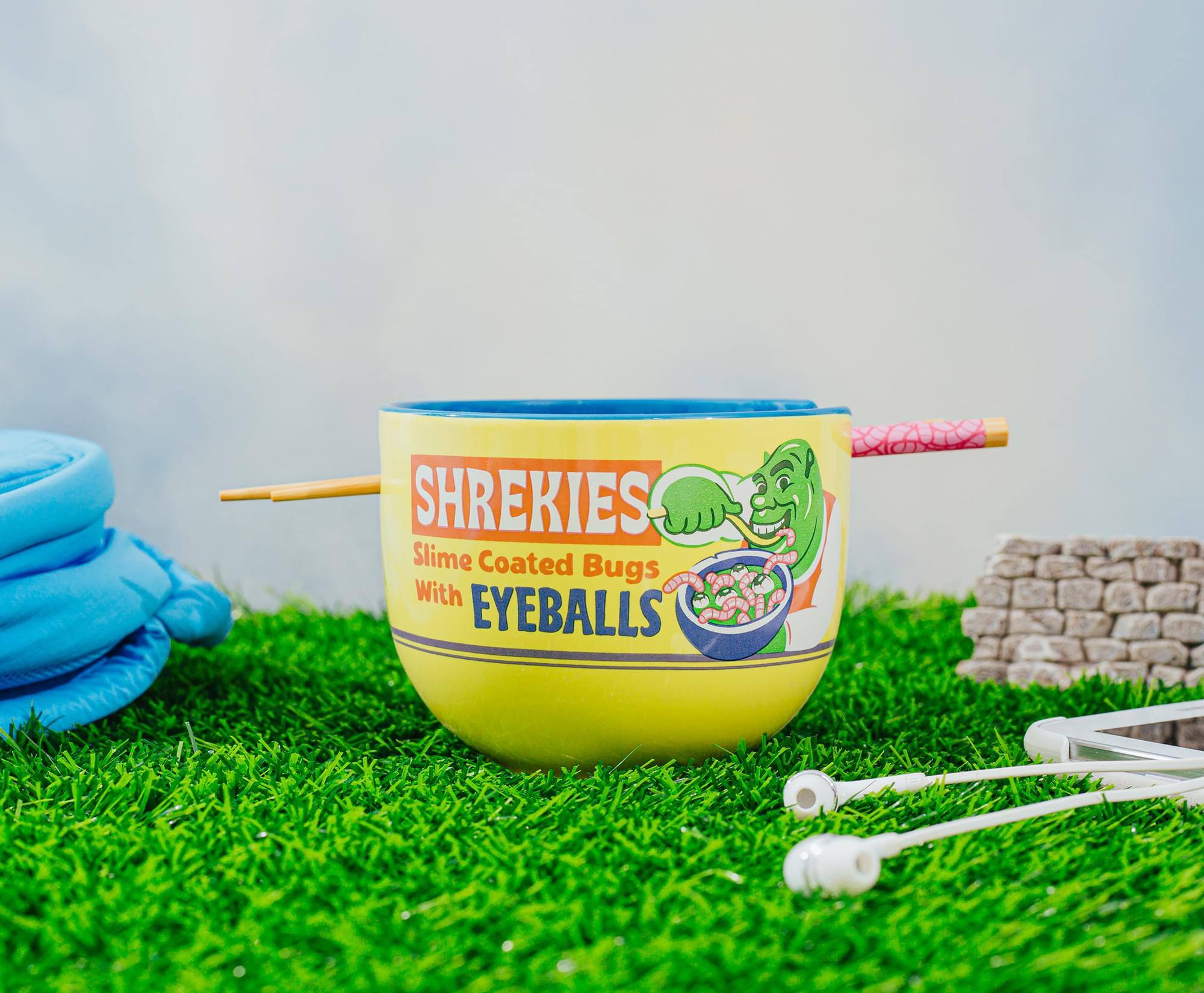 Silver Buffalo Shrek "Shrekies Eyeballs Cereal" 20 Ounce Ramen Bowl and ...