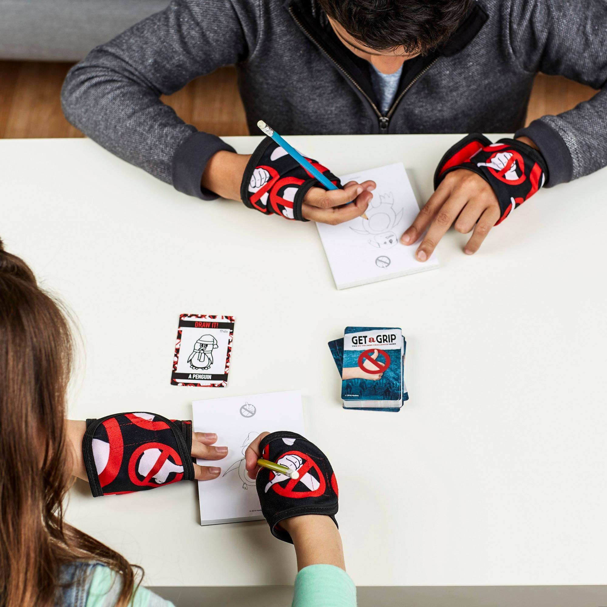 Best Buy: Hasbro Get a Grip Game Multi C3380