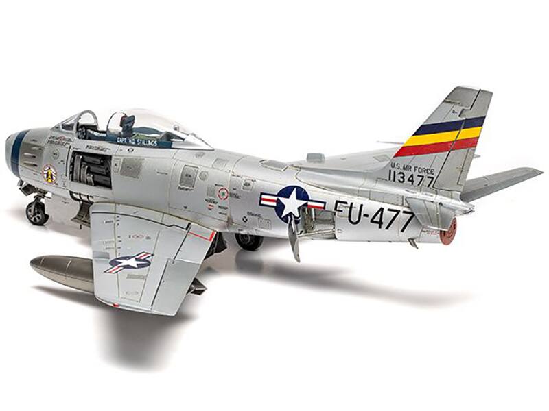 Level 2 Model Kit North American F 86F Sabre Aircraft with 2 Scheme ...