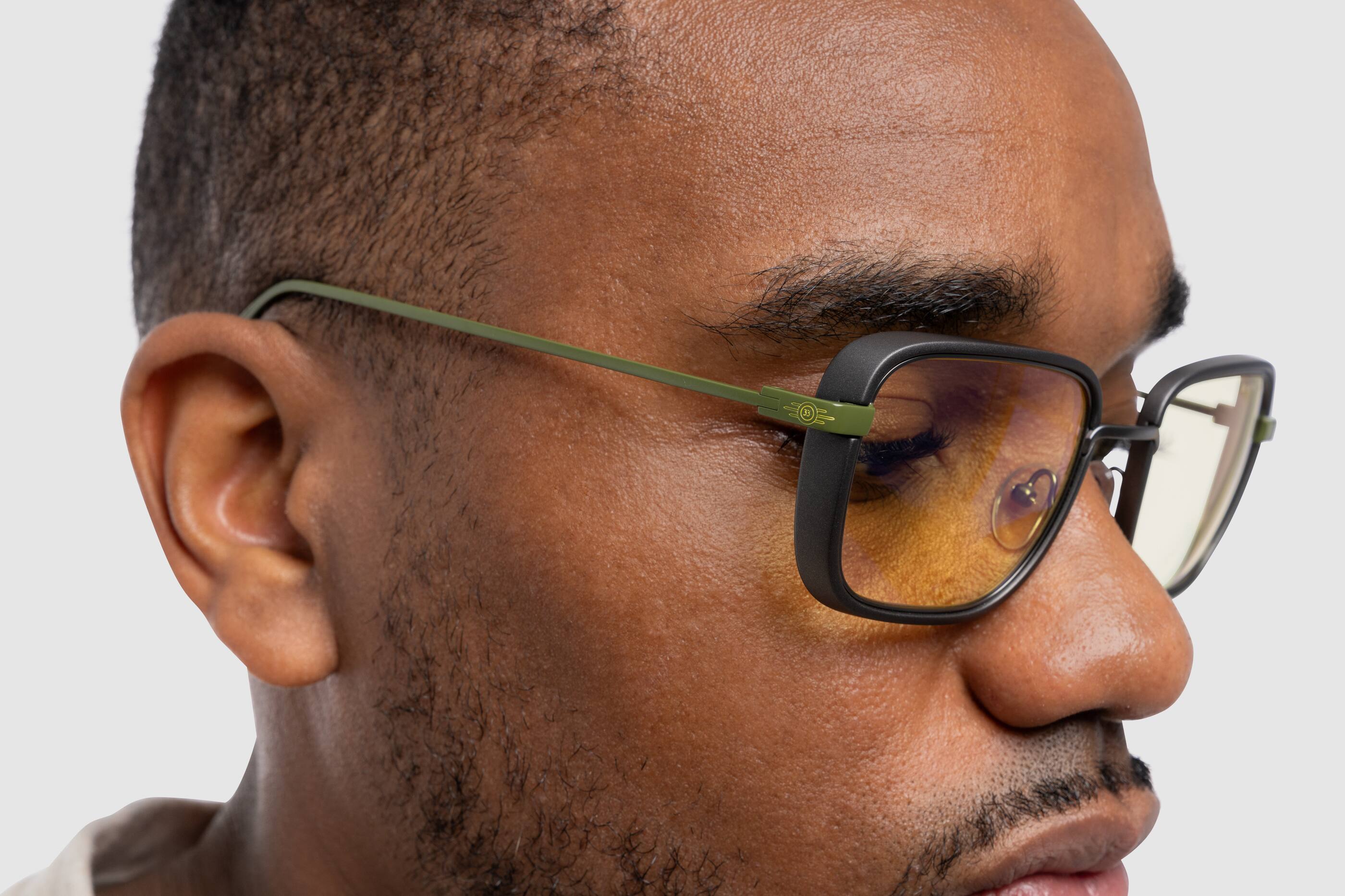 GUNNAR Fallout Vault 33 Computer Glasses with Blue Light Reduction ...