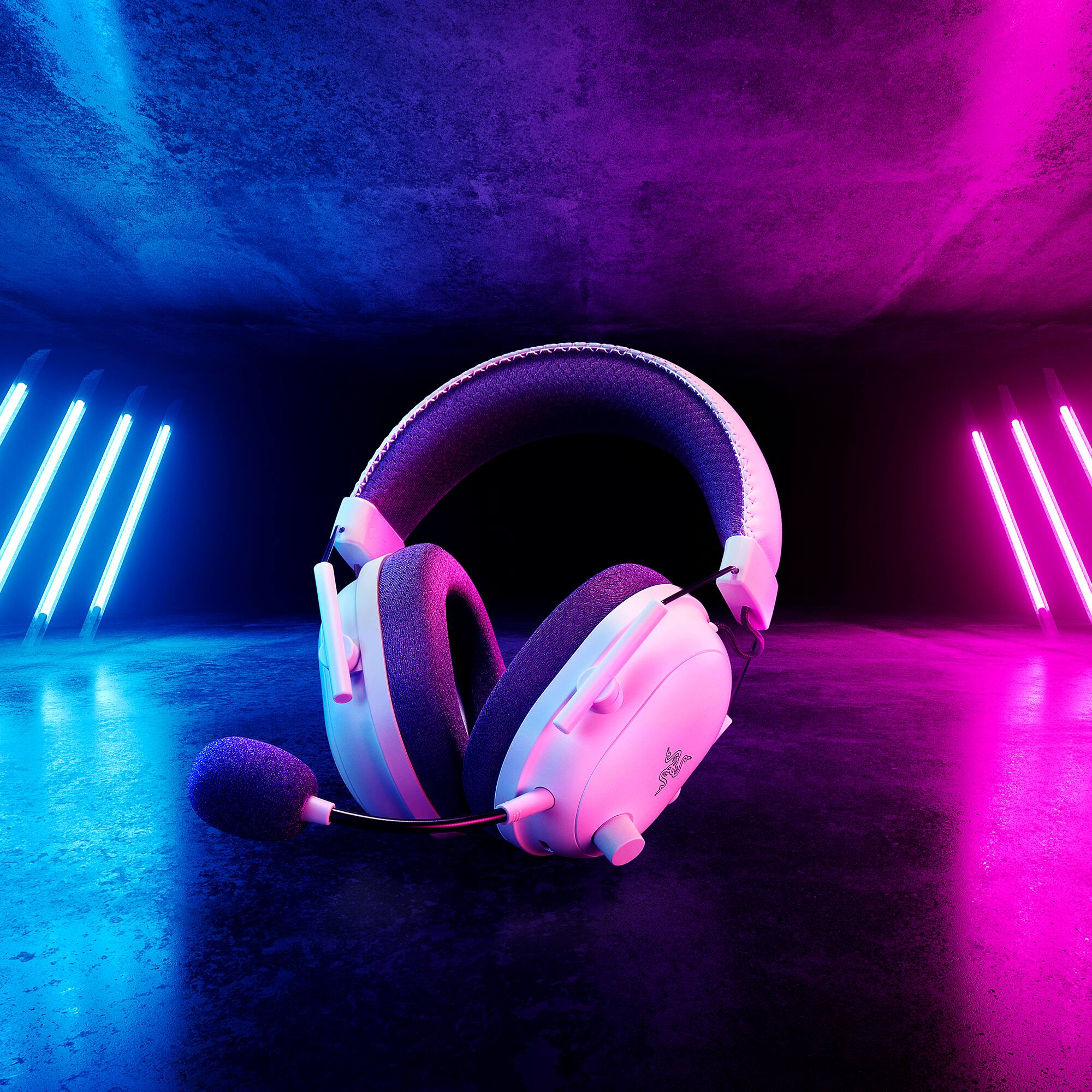 Razer BlackShark V2 Pro Wireless Over the Ear Gaming Headset for PC ...