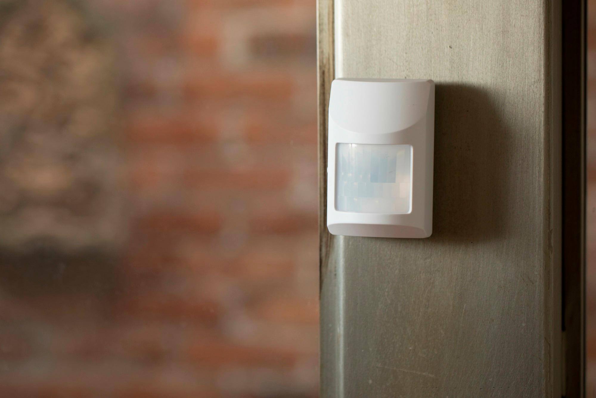 Best Buy Samsung SmartThings ADT Motion Detector White F ADT PIR 1