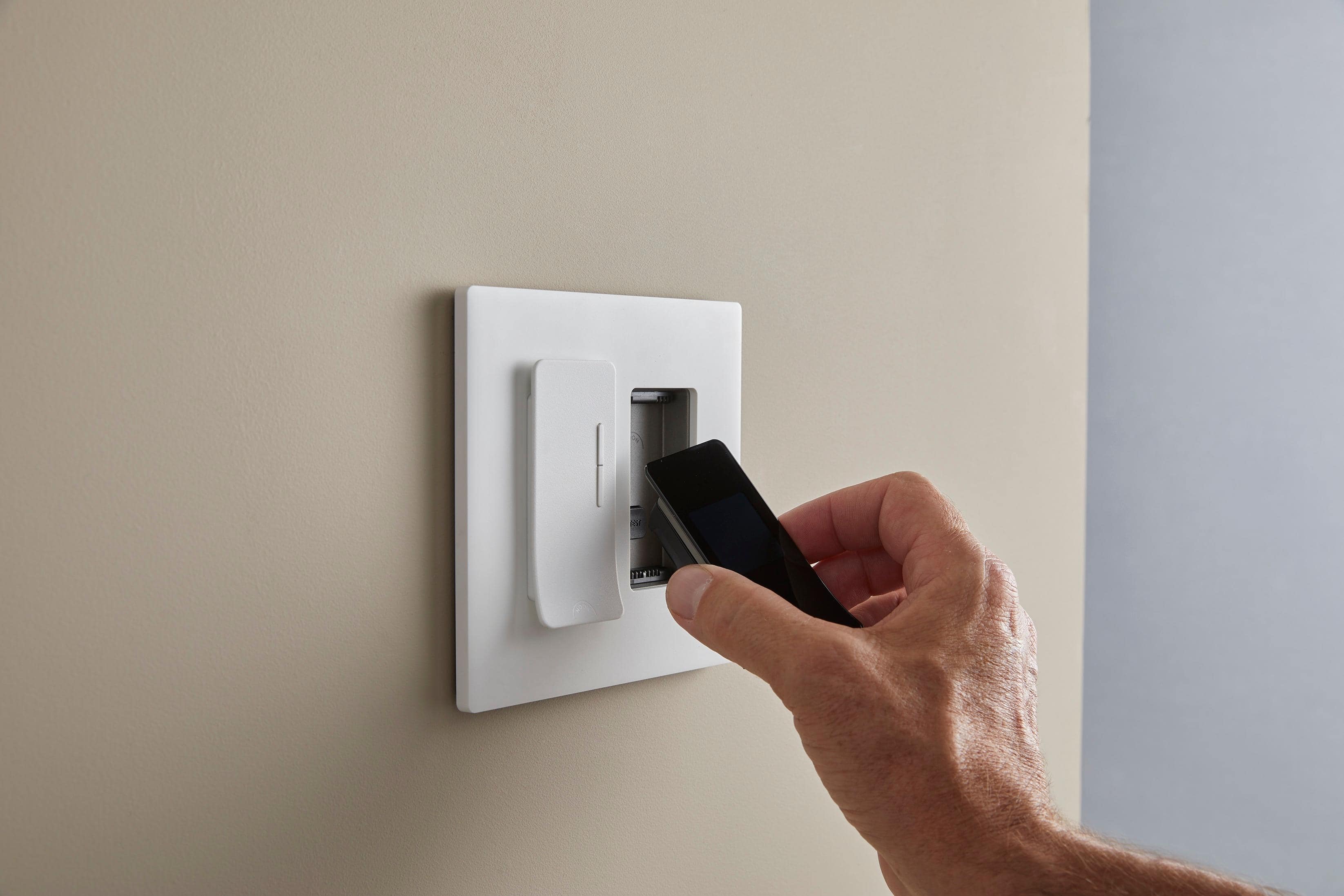 Best Buy: Noon Smart Lighting Starter Kit Black/White N160US