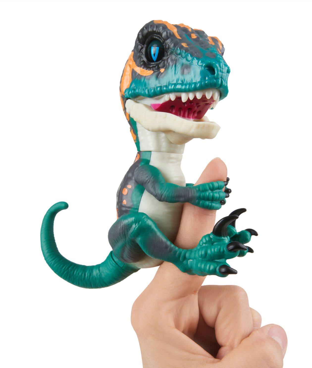 Best Buy: WowWee Untamed Raptor by Fingerlings Fury Velociraptor Blue 3783