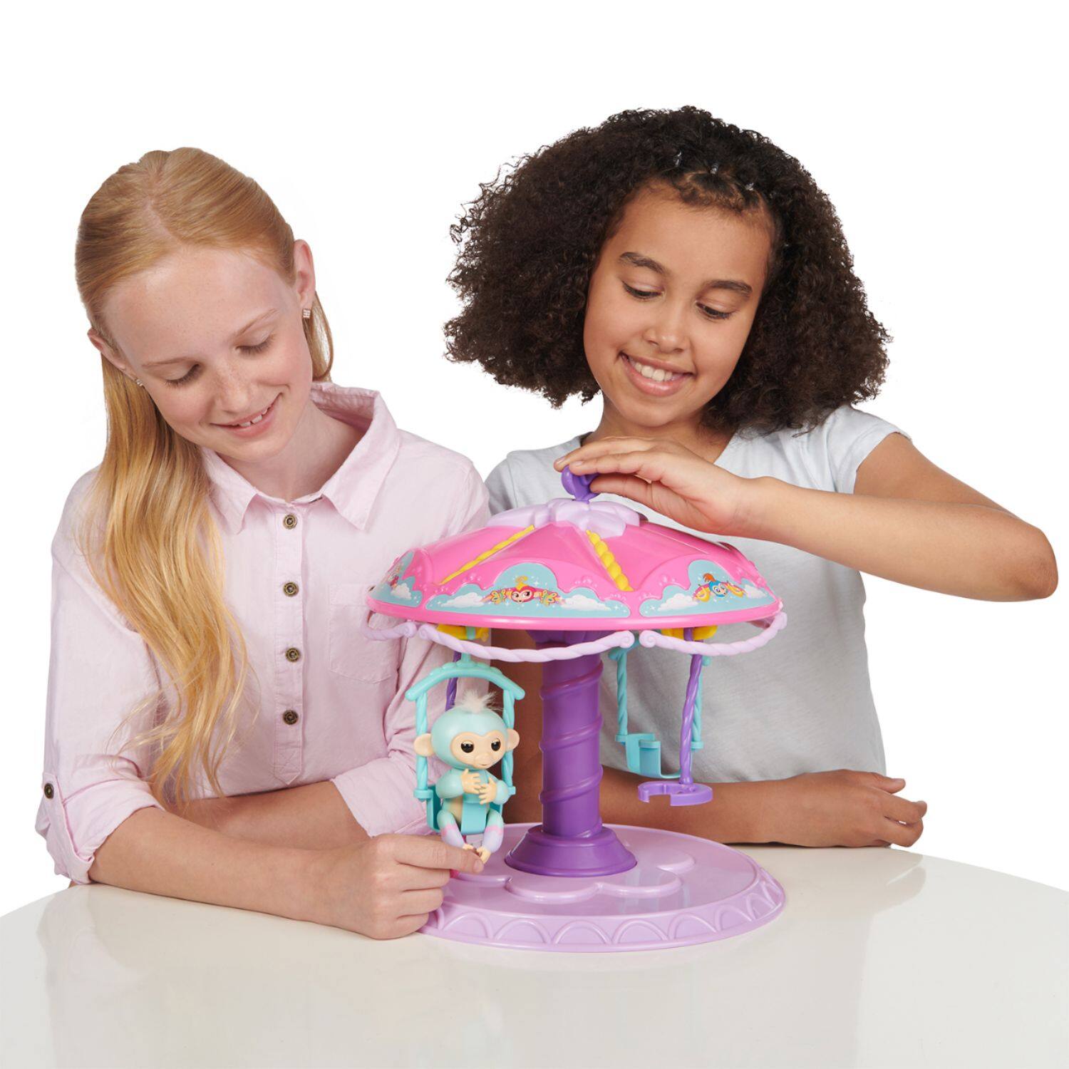 Best Buy: WowWee Fingerlings Twirl-A-Whirl Carousel Light Blue/Pink ...
