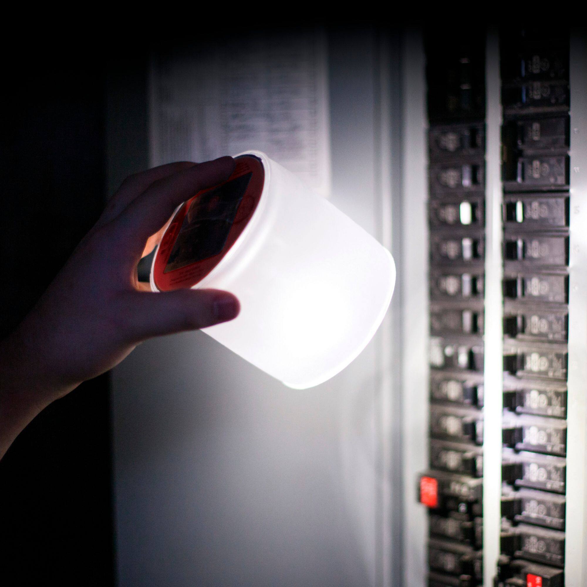 Best Buy: MPOWERD Luci EMRG Inflatable Solar Light 1005-005-001-002