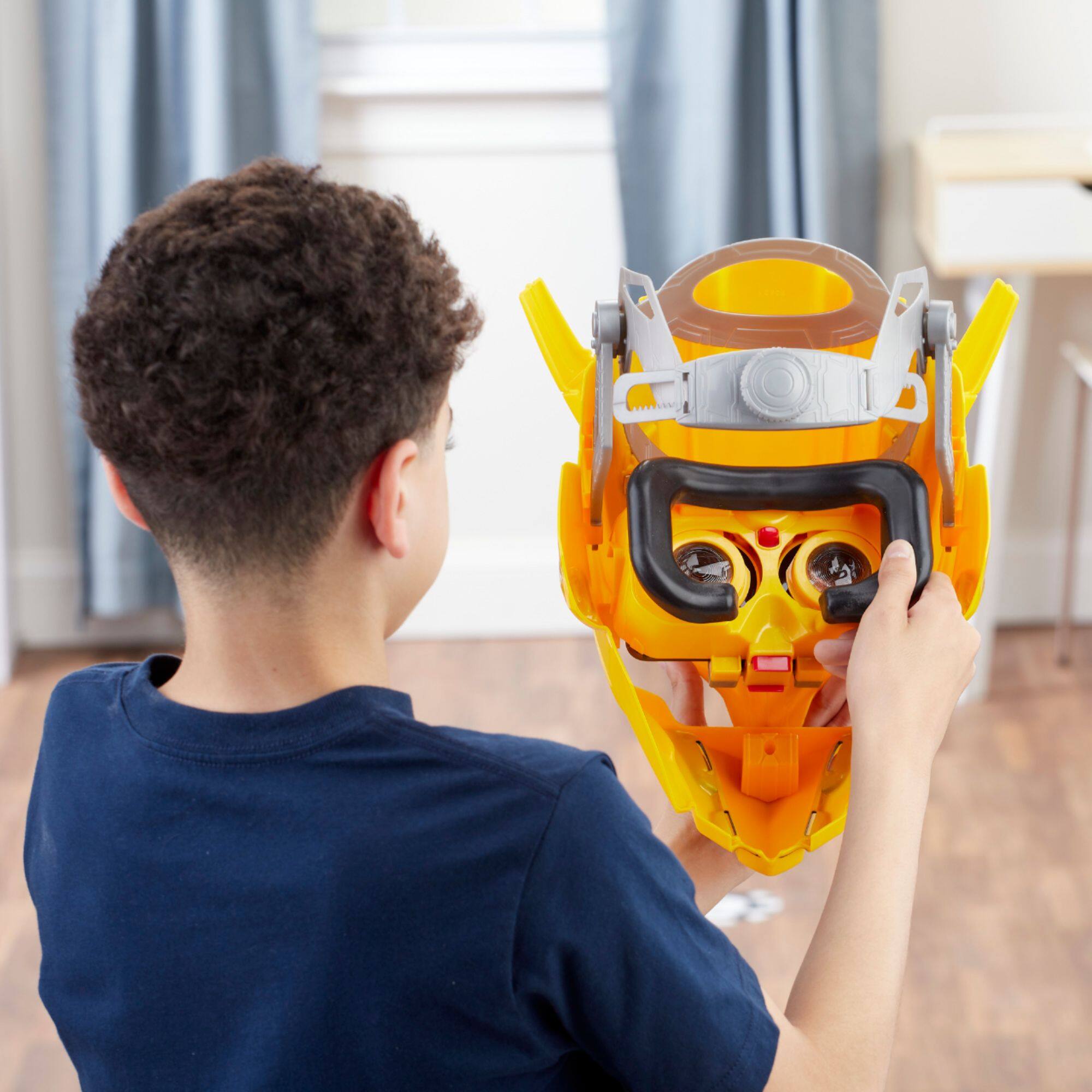 Best Buy: Hasbro Transformers: Bumblebee Bee Vision Bumblebee AR ...