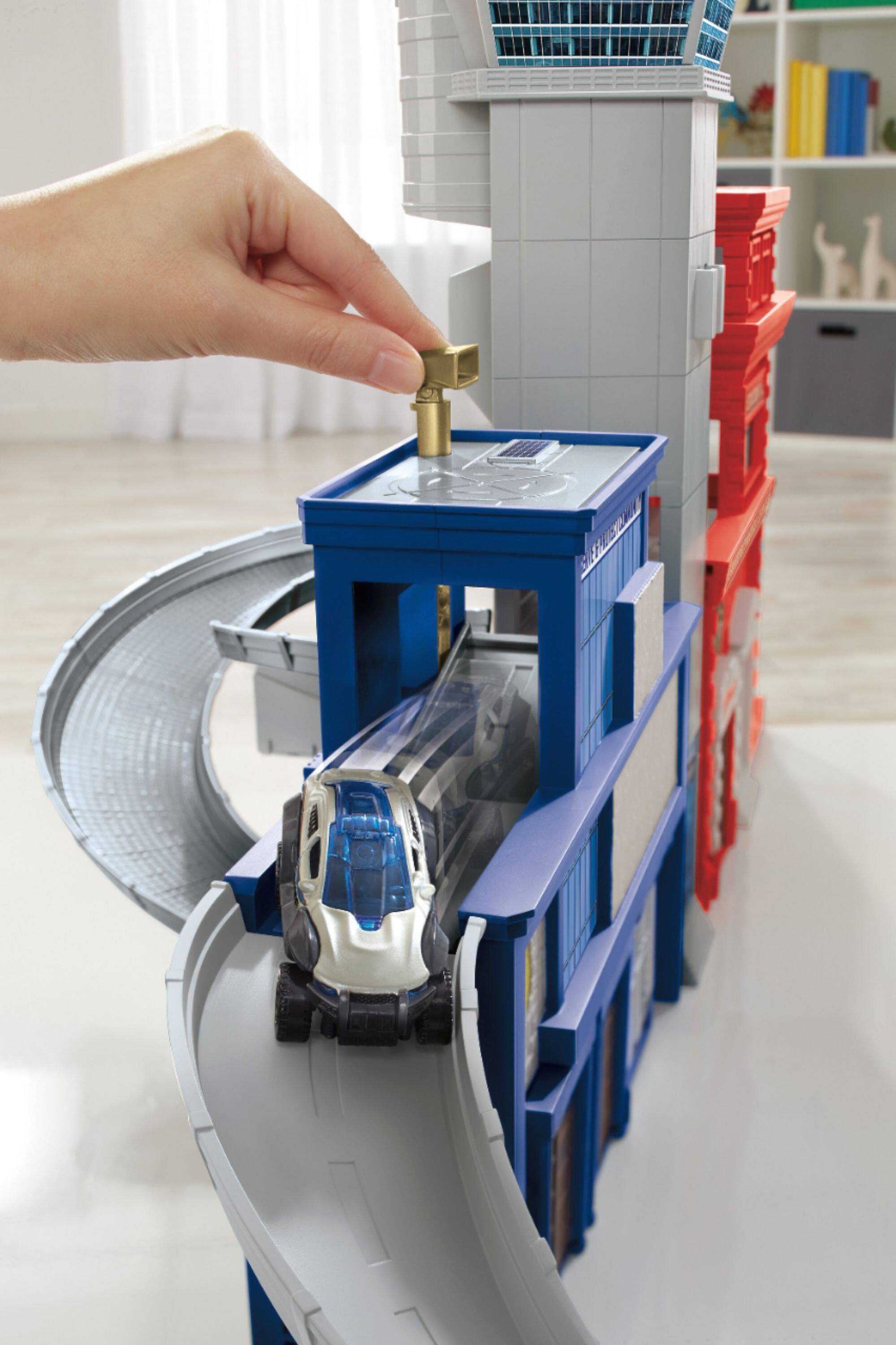 Best Buy: Matchbox Rescue Headquarters FVX73