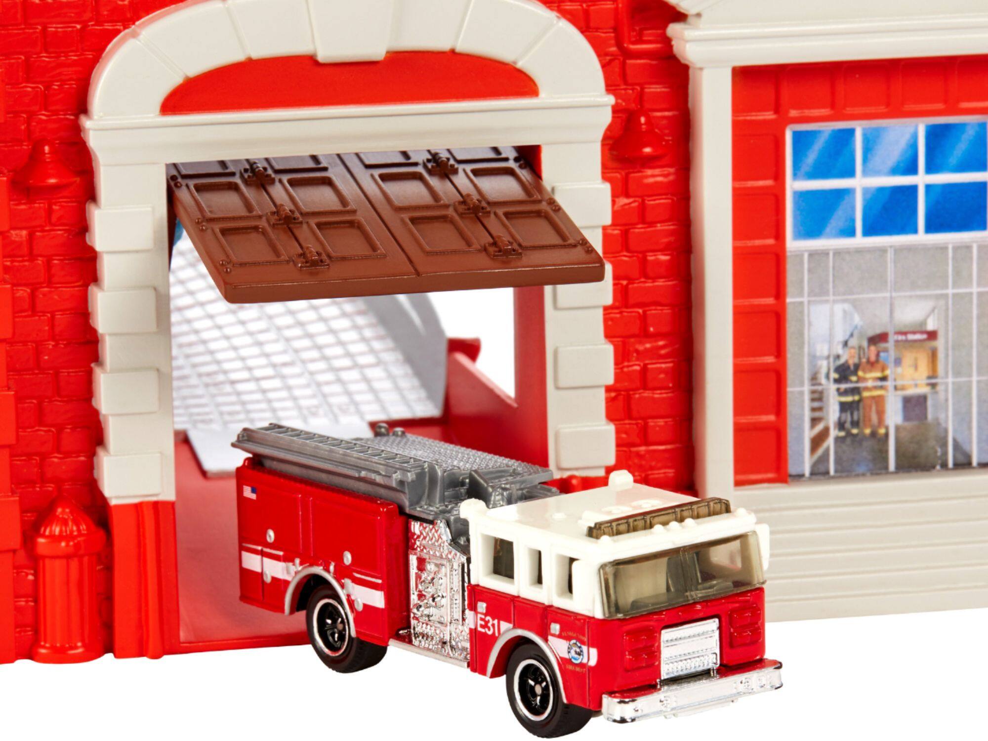 Best Buy: Matchbox Rescue Headquarters FVX73