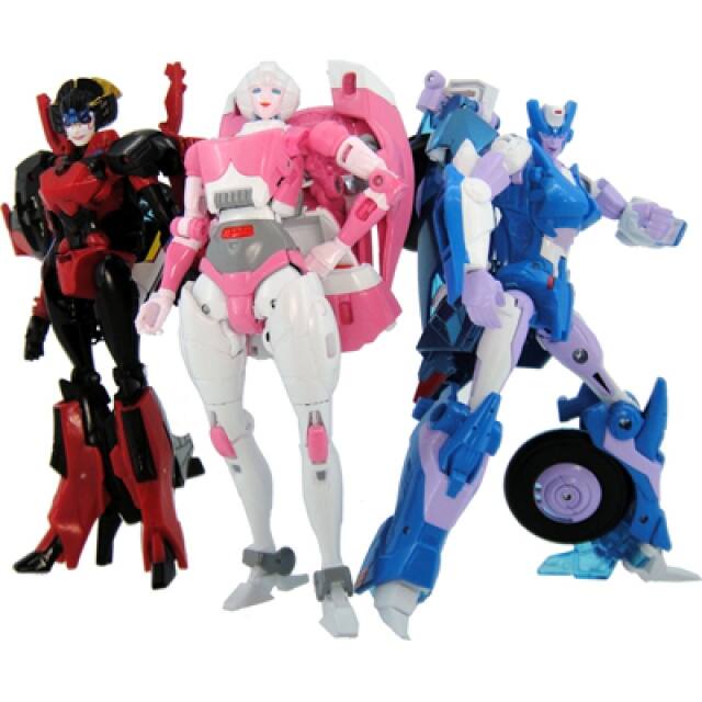 LG10 Arcee | Japanese Transformers Legends - Best Buy