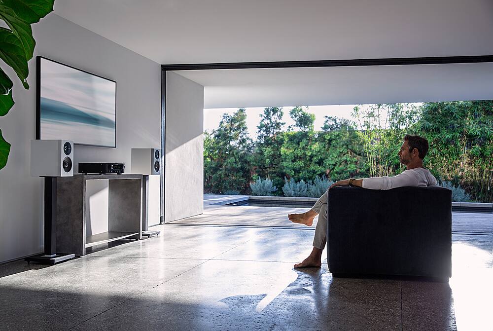 Definitive Technology Demand Series Bookshelf Speakers, Pair Gloss ...