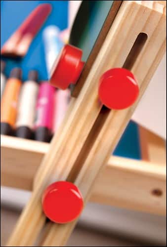 Best Buy: Discovery Kids Wooden Easel 1641520